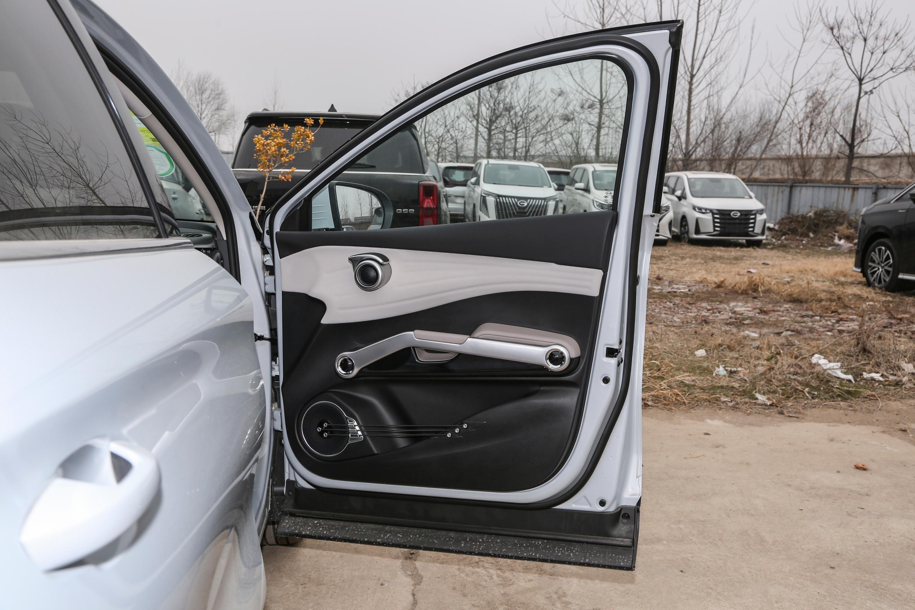 【元PLUS荣耀版 430km 超越型副驾侧前车门图片-汽车图片大全】-易车