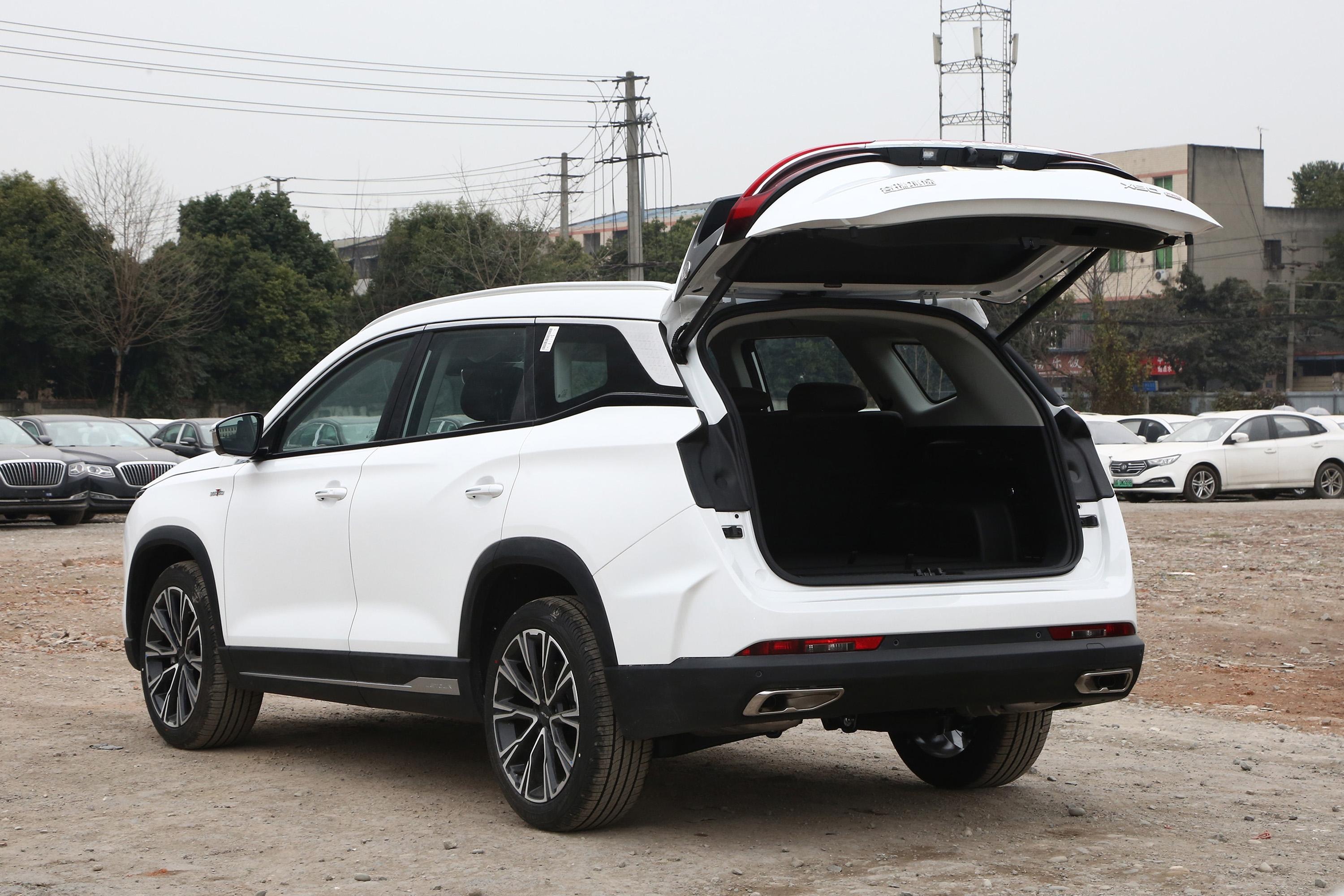 【捷途X90 PRO2.0T 尊贵版 5座后备厢开启45度侧拍图片-汽车图片大全】-易车