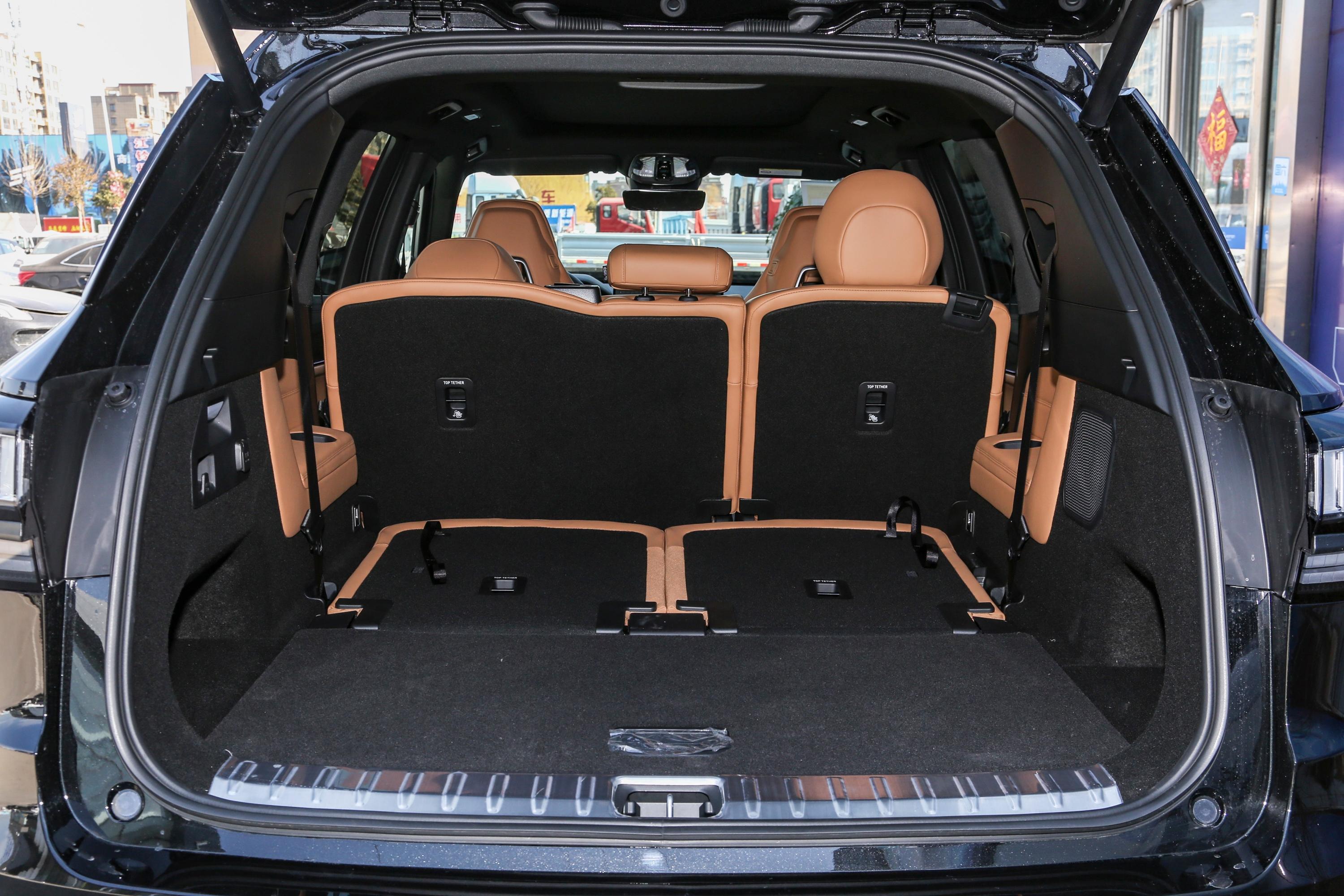 【领克09 EM-PEM-P 2.0T 190km Pro 7座后备厢图片-汽车图片大全】-易车