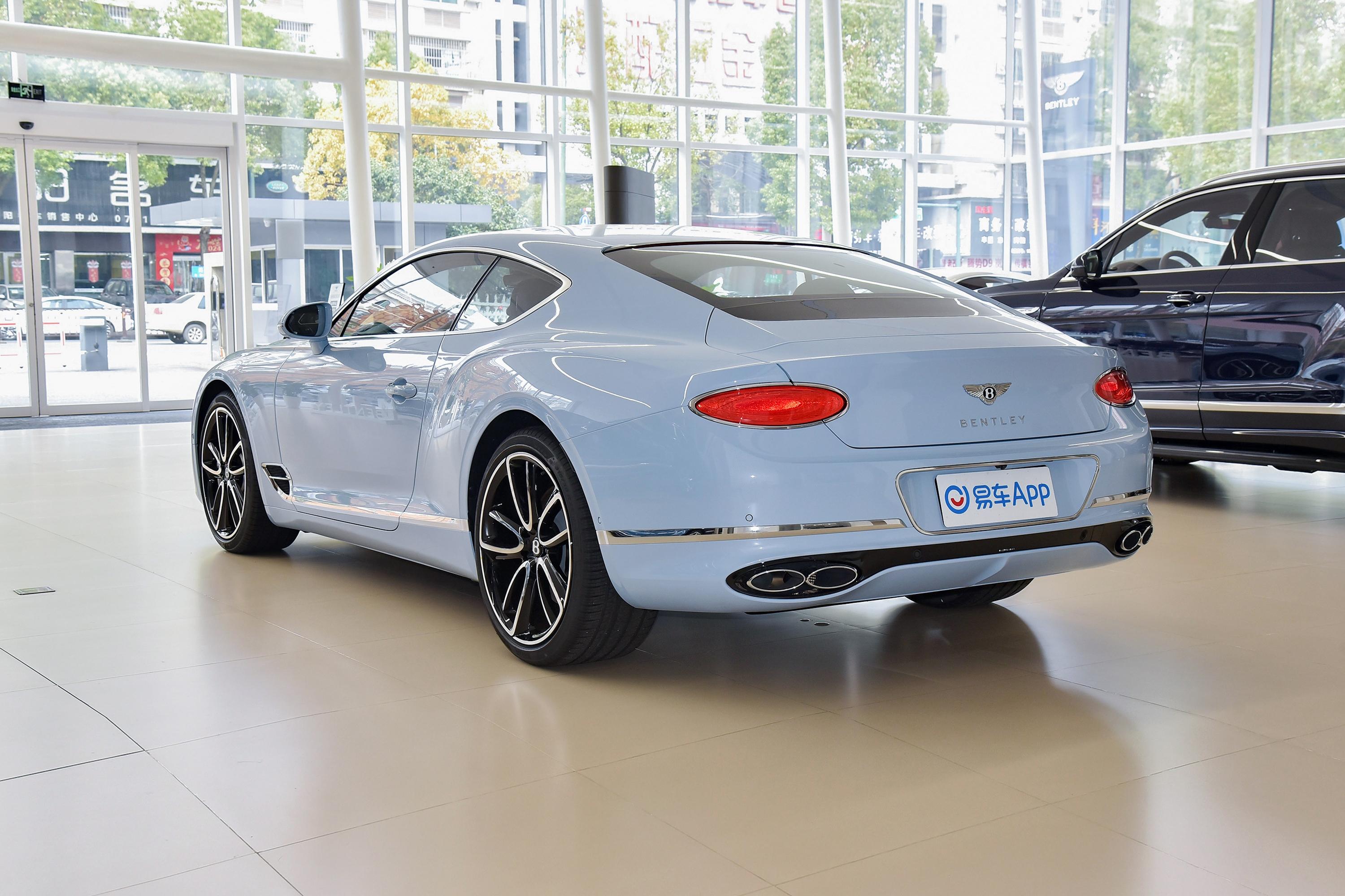 【欧陆4.0T GT V8侧后45度车头向左水平图片-汽车图片大全】-易车