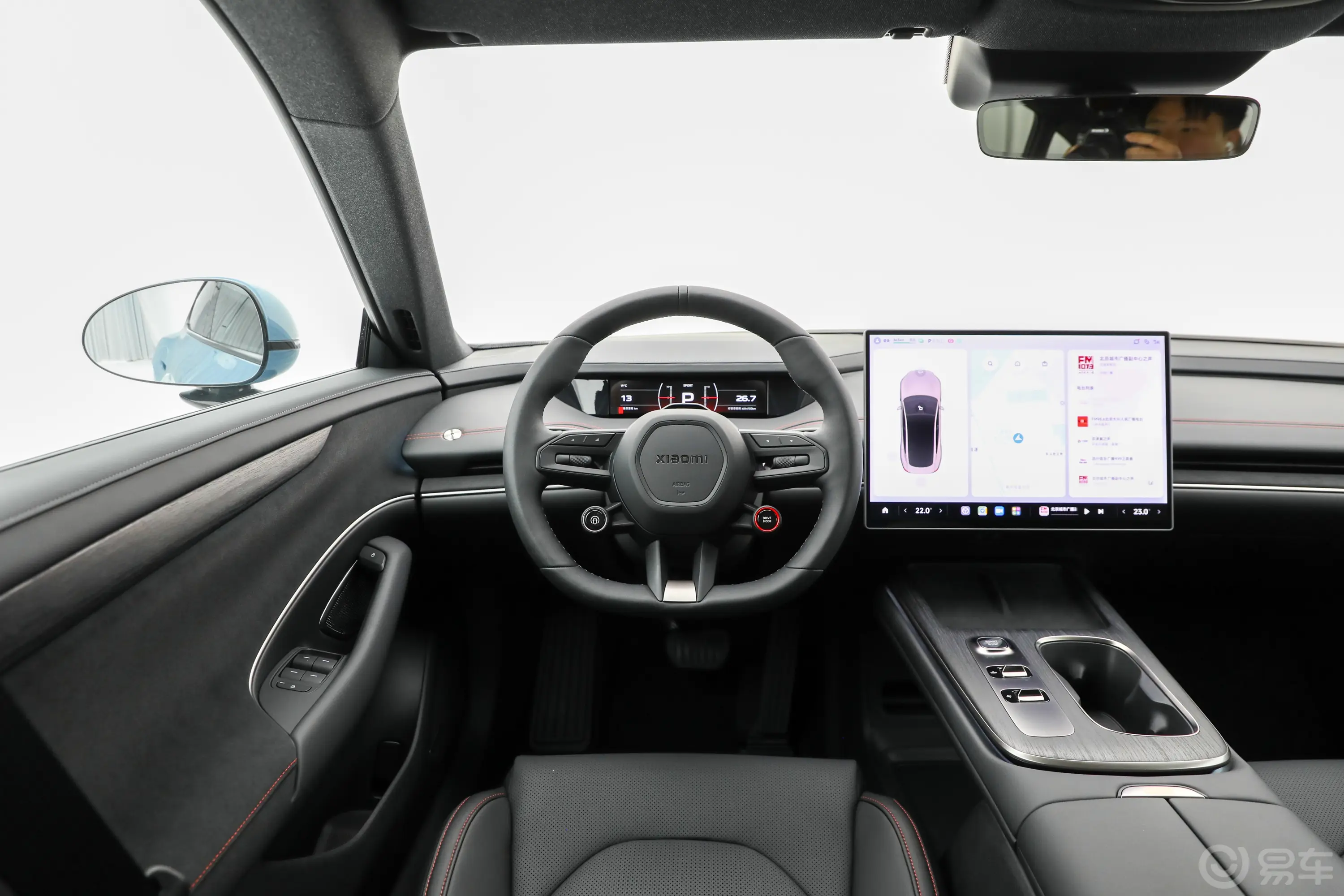【小米SU7700km 后驱标准长续航版驾驶位区域图片-汽车图片大全】-易车
