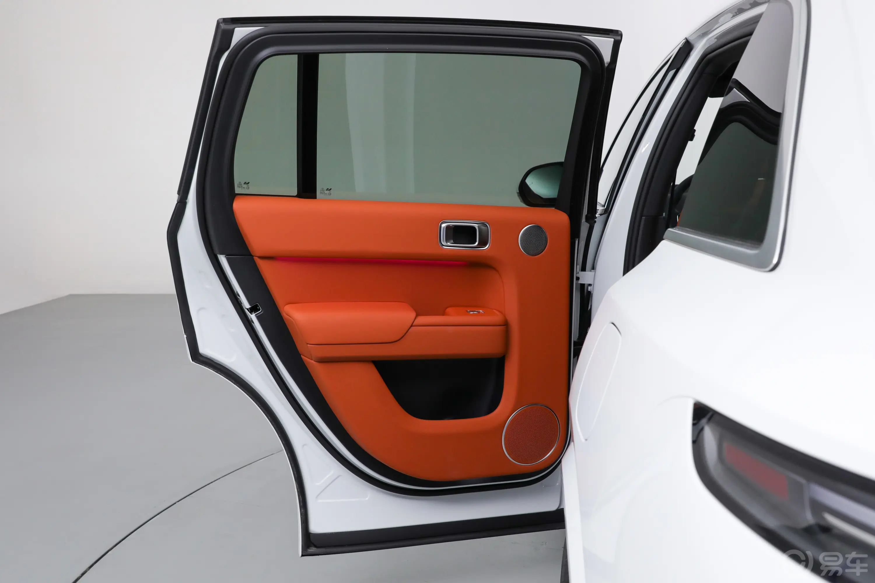 【理想L7L7 Pro驾驶员侧后车门图片-汽车图片大全】-易车