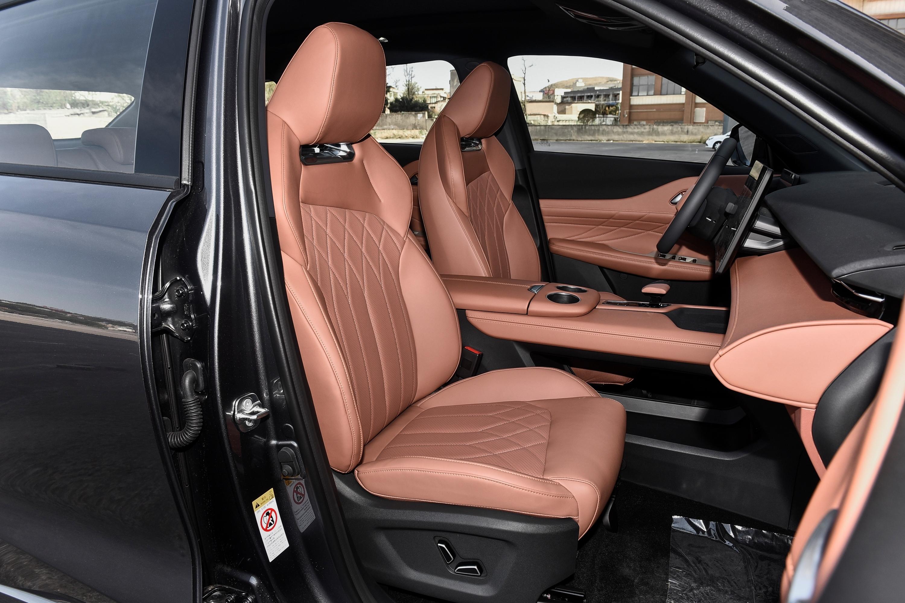 【长安UNI-Z新能源蓝鲸智电iDD 1.5L 125km 超越型副驾驶座椅图片-汽车图片大全】-易车