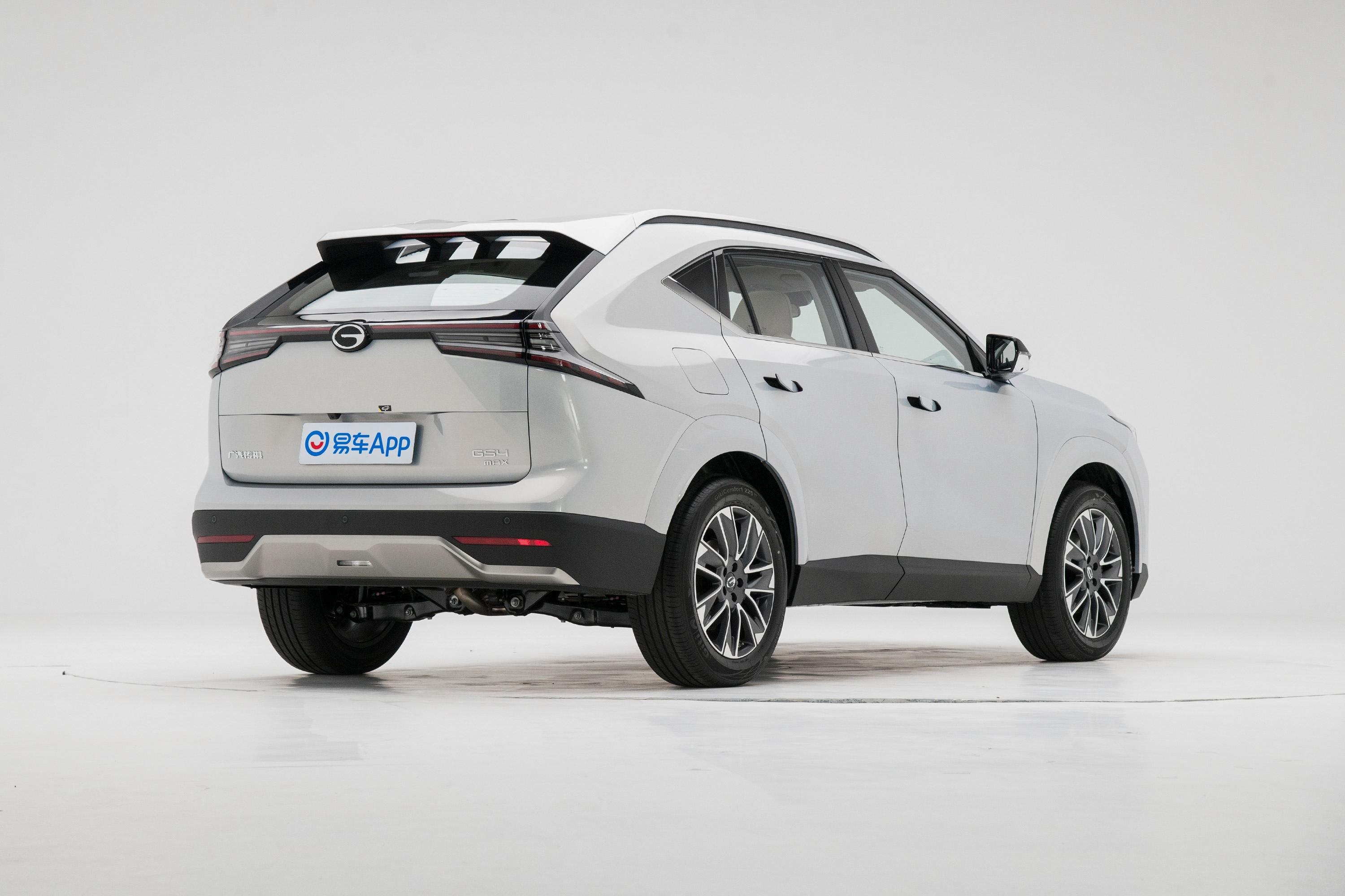 【传祺GS4MAX 1.5T 试装车侧后45度车头向右水平图片-汽车图片大全】-易车