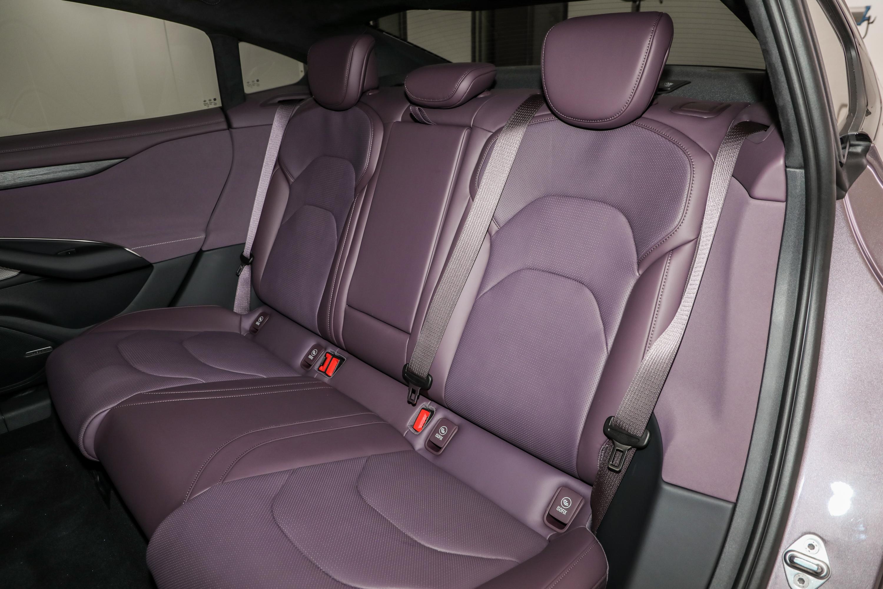 【小米SU7800km 四驱Max超长续航版后排座椅图片-汽车图片大全】-易车