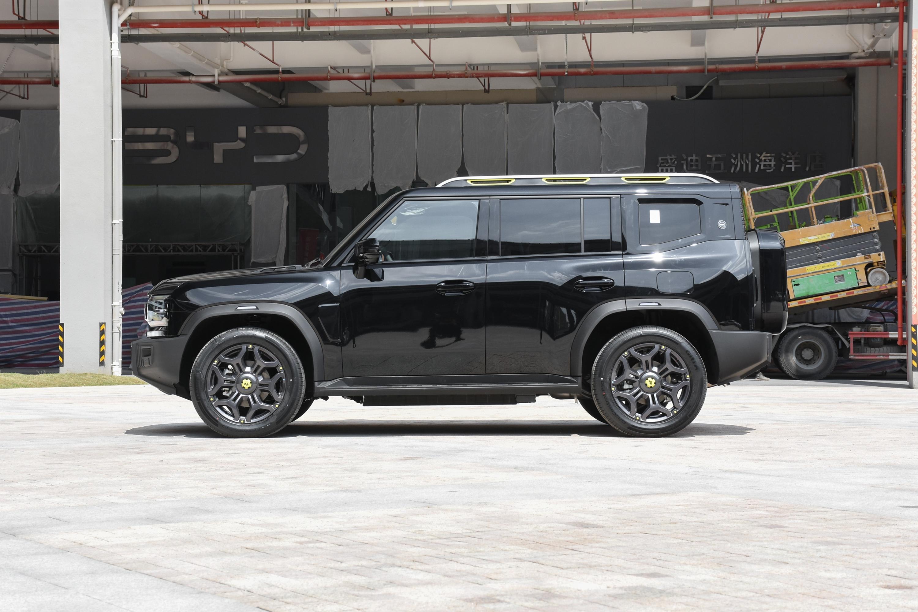 【山海T21.5T 208km 两驱山野版正侧车头向左水平图片-汽车图片大全】-易车