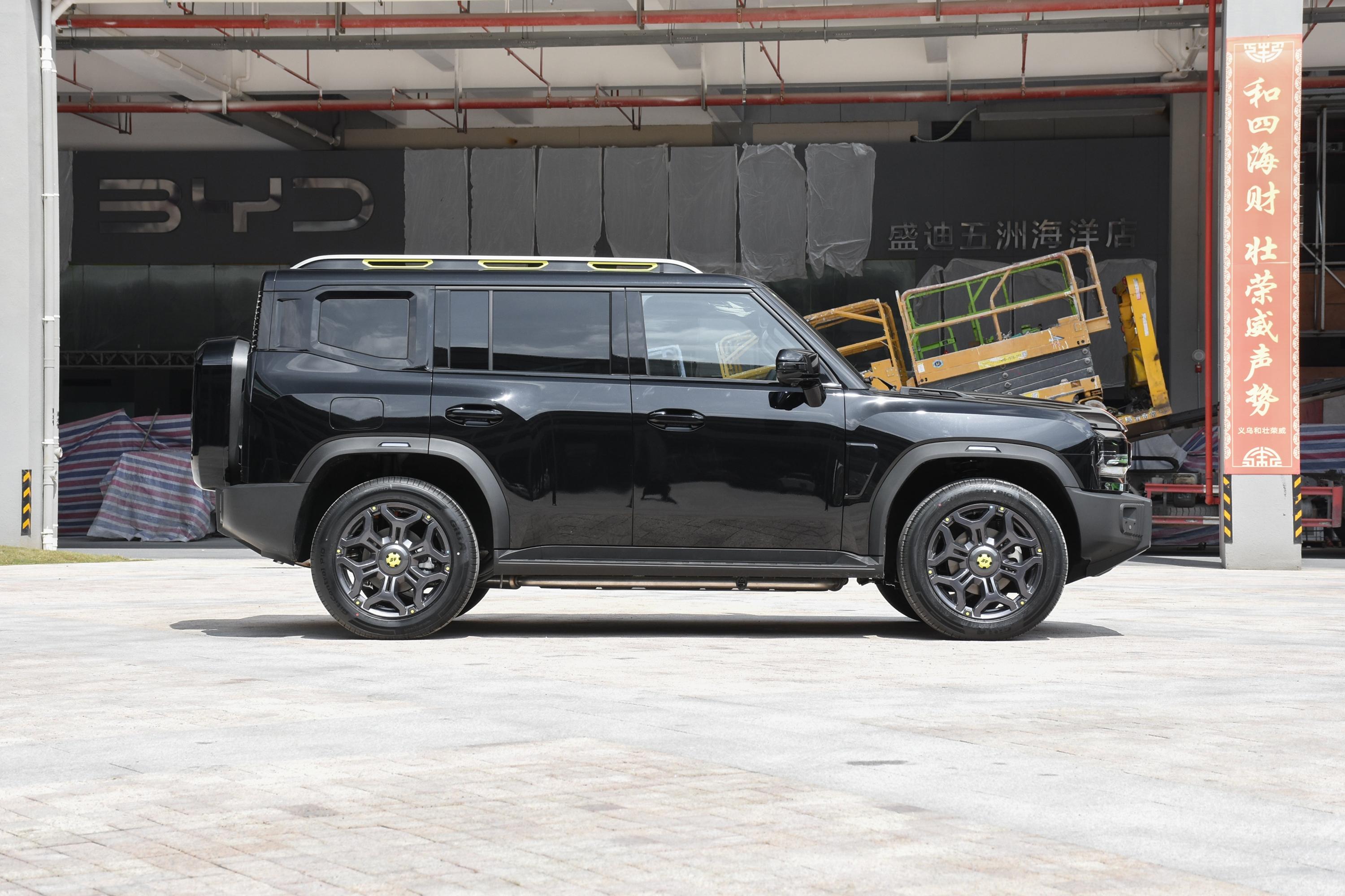 【山海T21.5T 208km 两驱山野版正侧车头向右水平图片-汽车图片大全】-易车