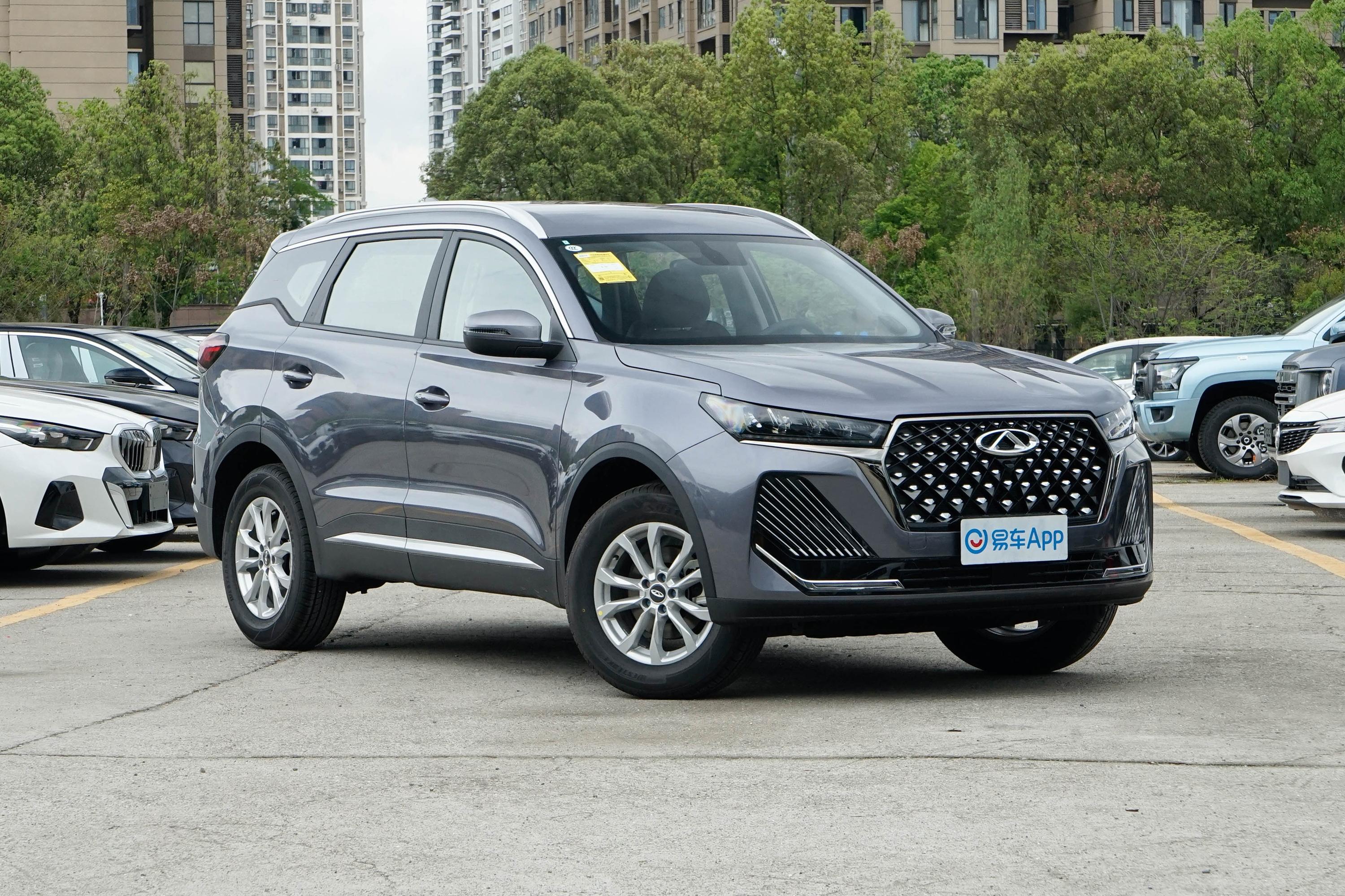 【瑞虎71.5T CVT豪华版侧前45度车头向右水平图片-汽车图片大全】-易车