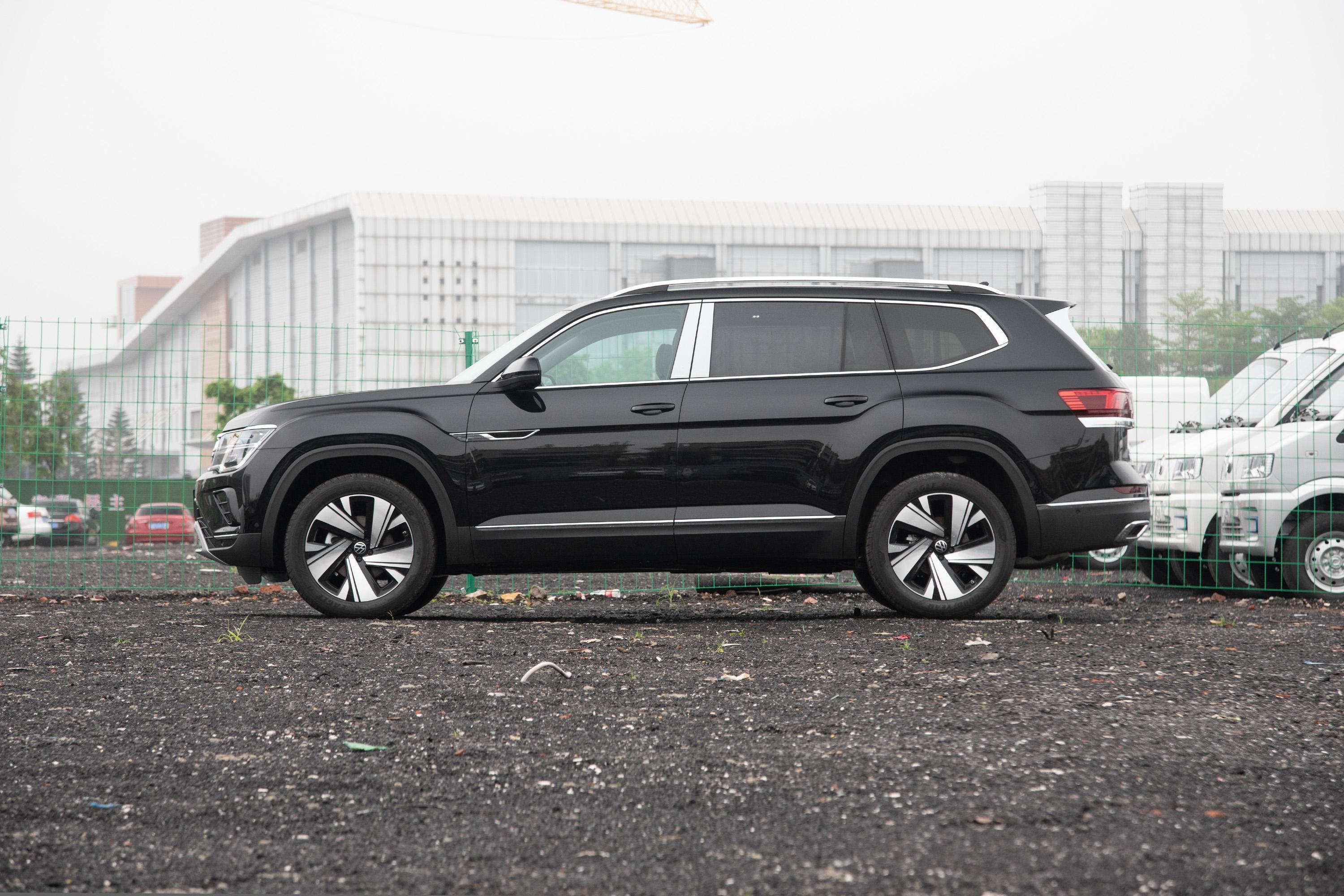 【途昂出众款 380TSI 四驱龙耀版正侧车头向左水平图片-汽车图片大全】-易车