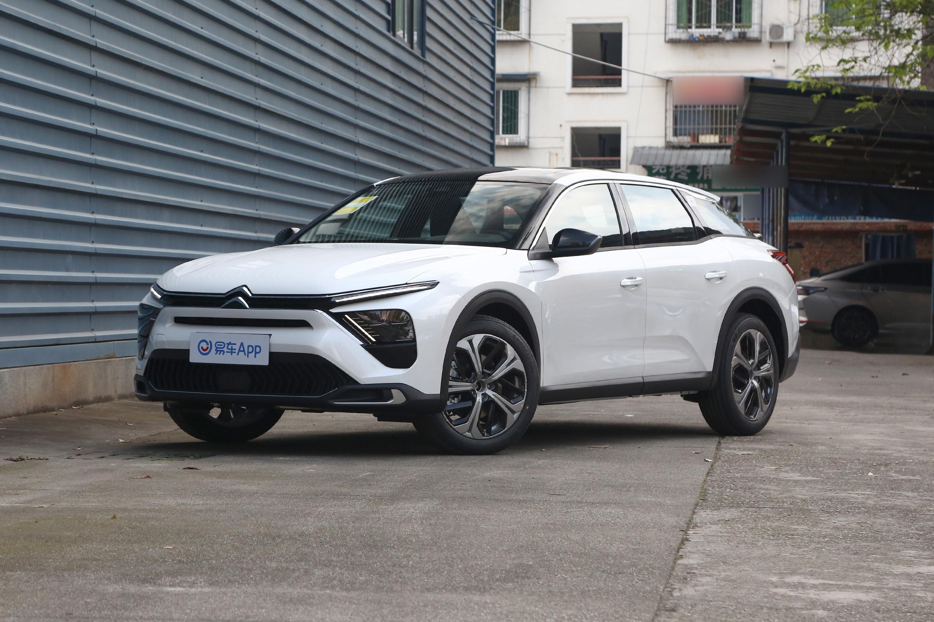 【凡尔赛C5 X1.6T 享不凡侧前45度车头向左水平图片-汽车图片大全】-易车