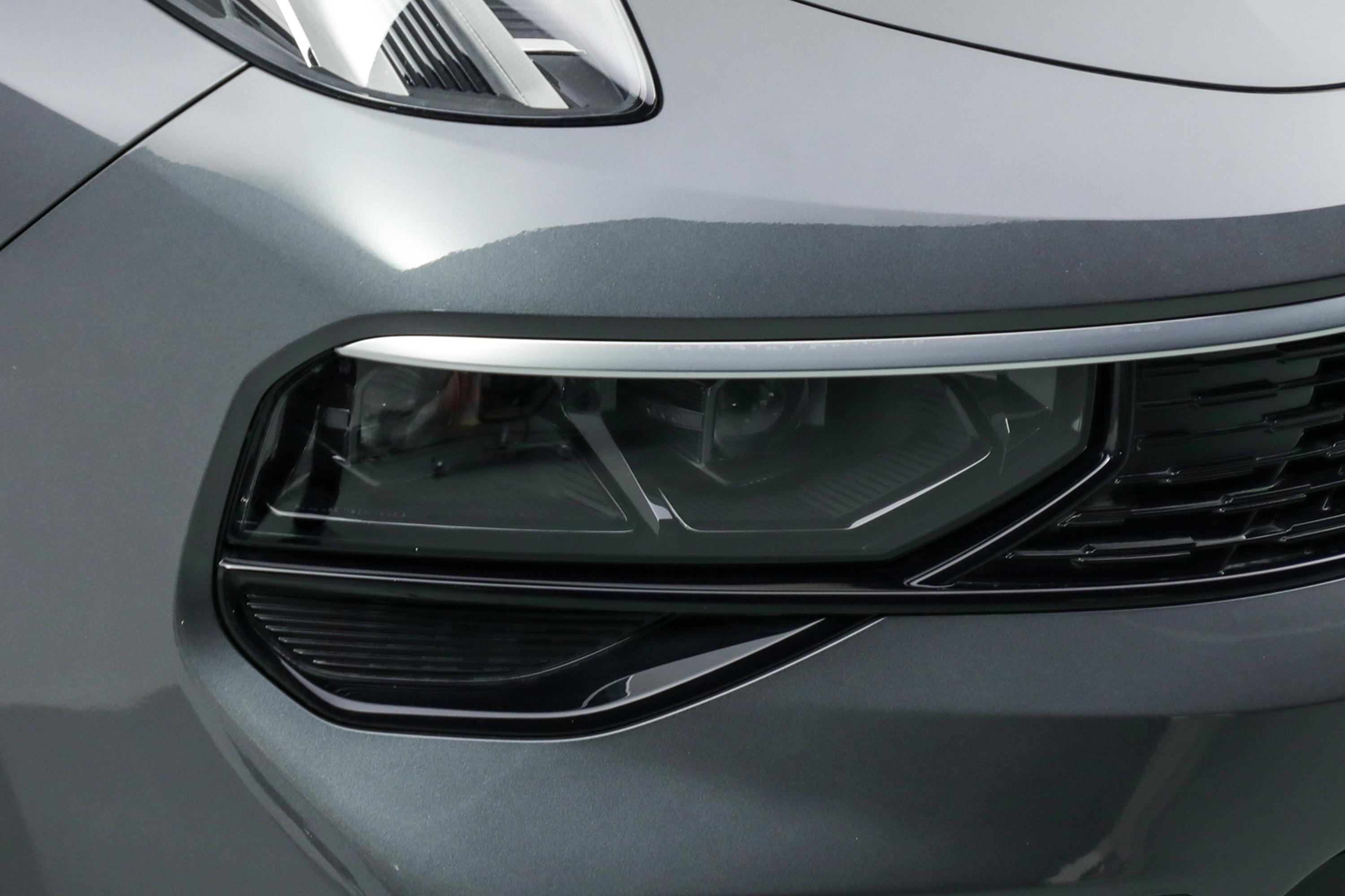 【领克012.0T 两驱全球版大灯侧45度俯拍图片-汽车图片大全】-易车