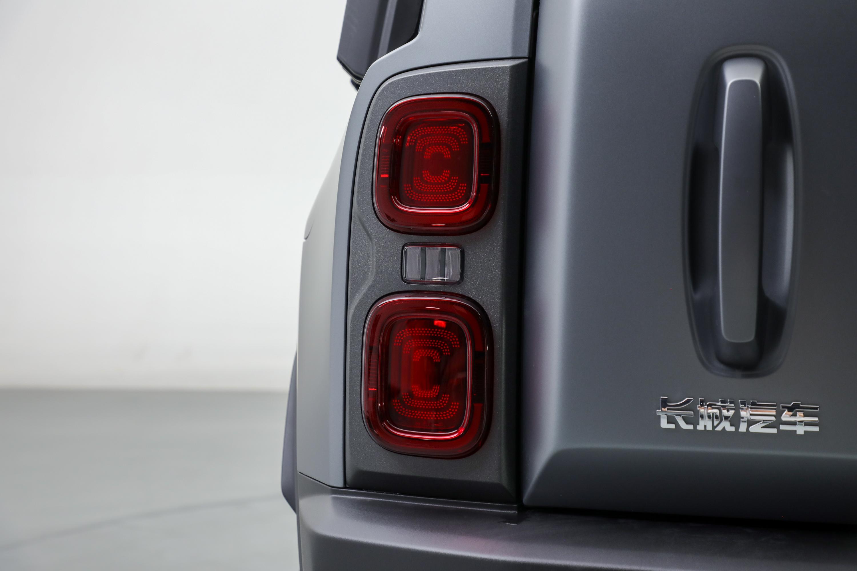 【哈弗猛龙PHEV1.5T Hi4 145km 穿越版外观灯组图片-汽车图片大全】-易车