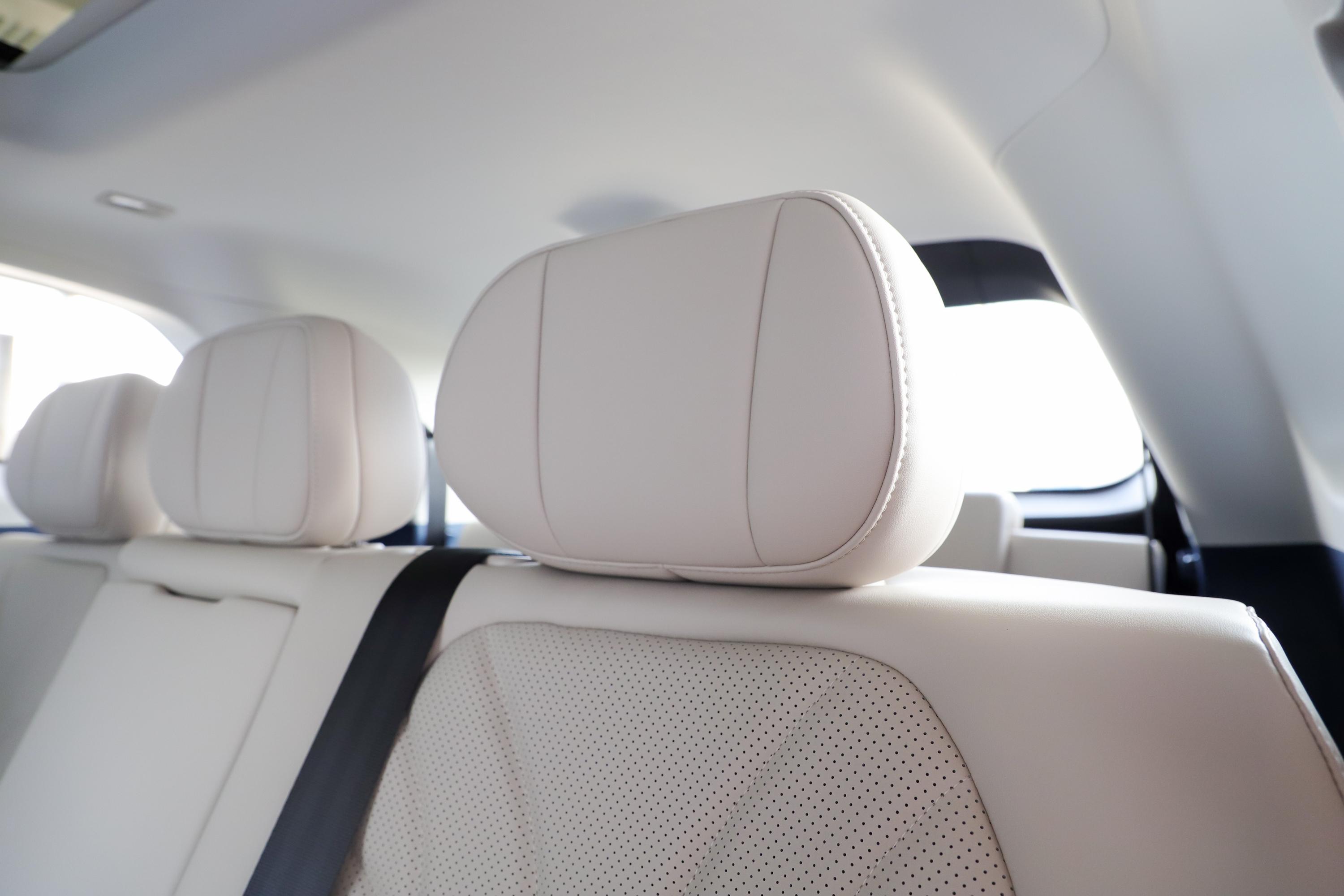 【风云T91.5T 120km 前驱长续航版旗舰型 7座后排空间图片-汽车图片大全】-易车