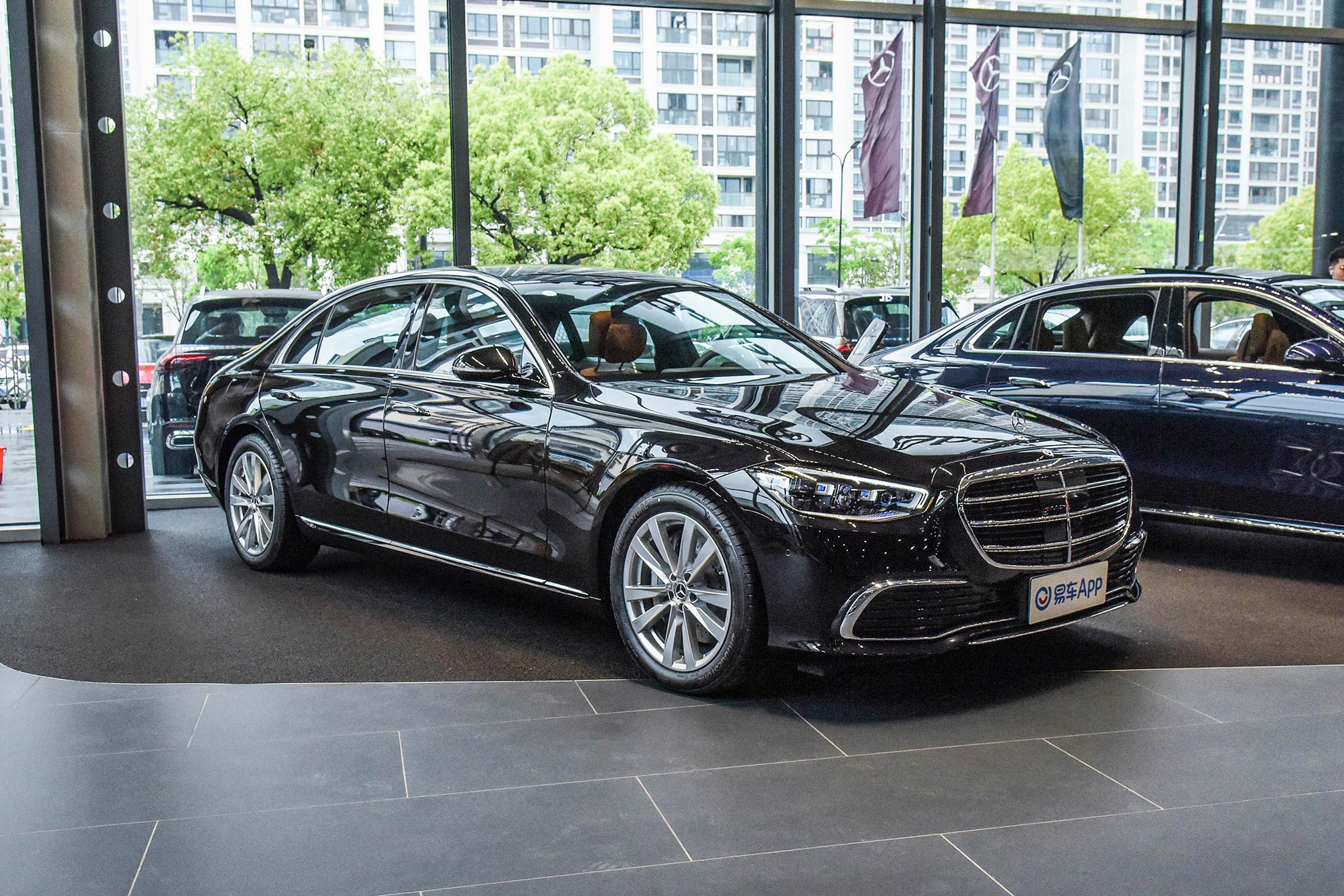 【奔驰S级改款 S 400 L 商务型侧前45度车头向右水平图片-汽车图片大全】-易车