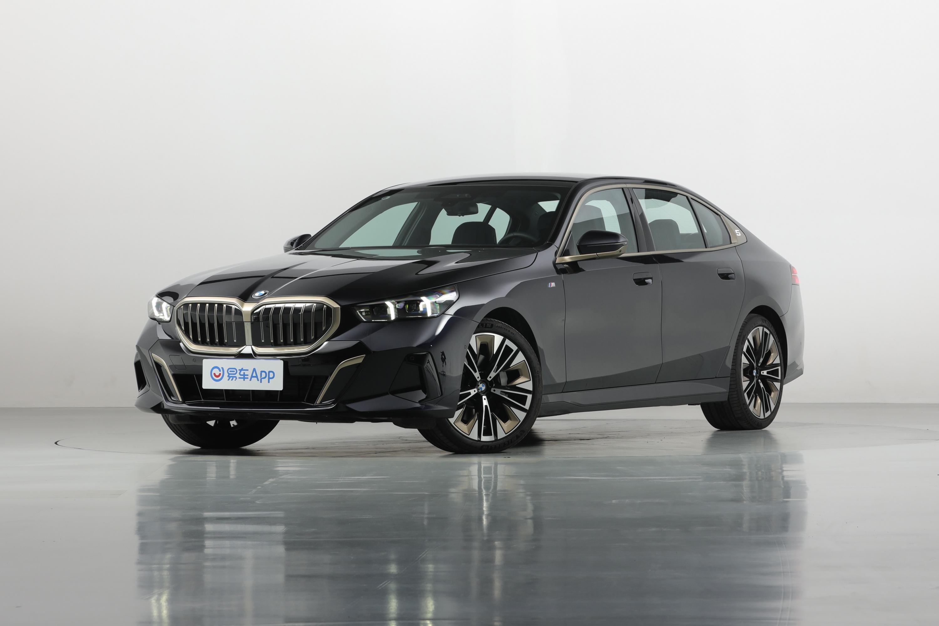 【宝马5系530Li 尊享型 M运动套装侧前45度车头向左水平图片-汽车图片大全】-易车