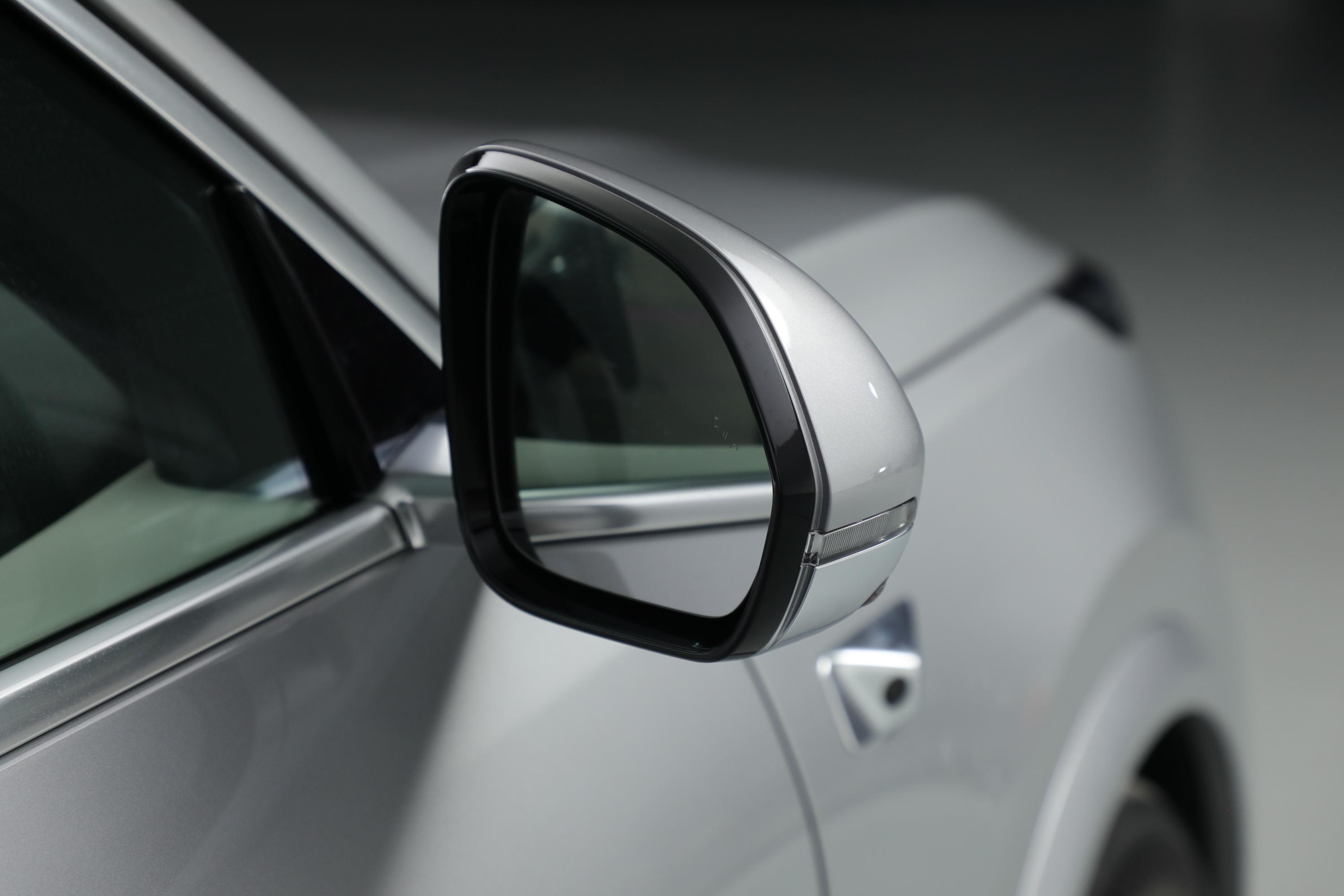 【理想L9L9 Ultra外观细节图片-汽车图片大全】-易车