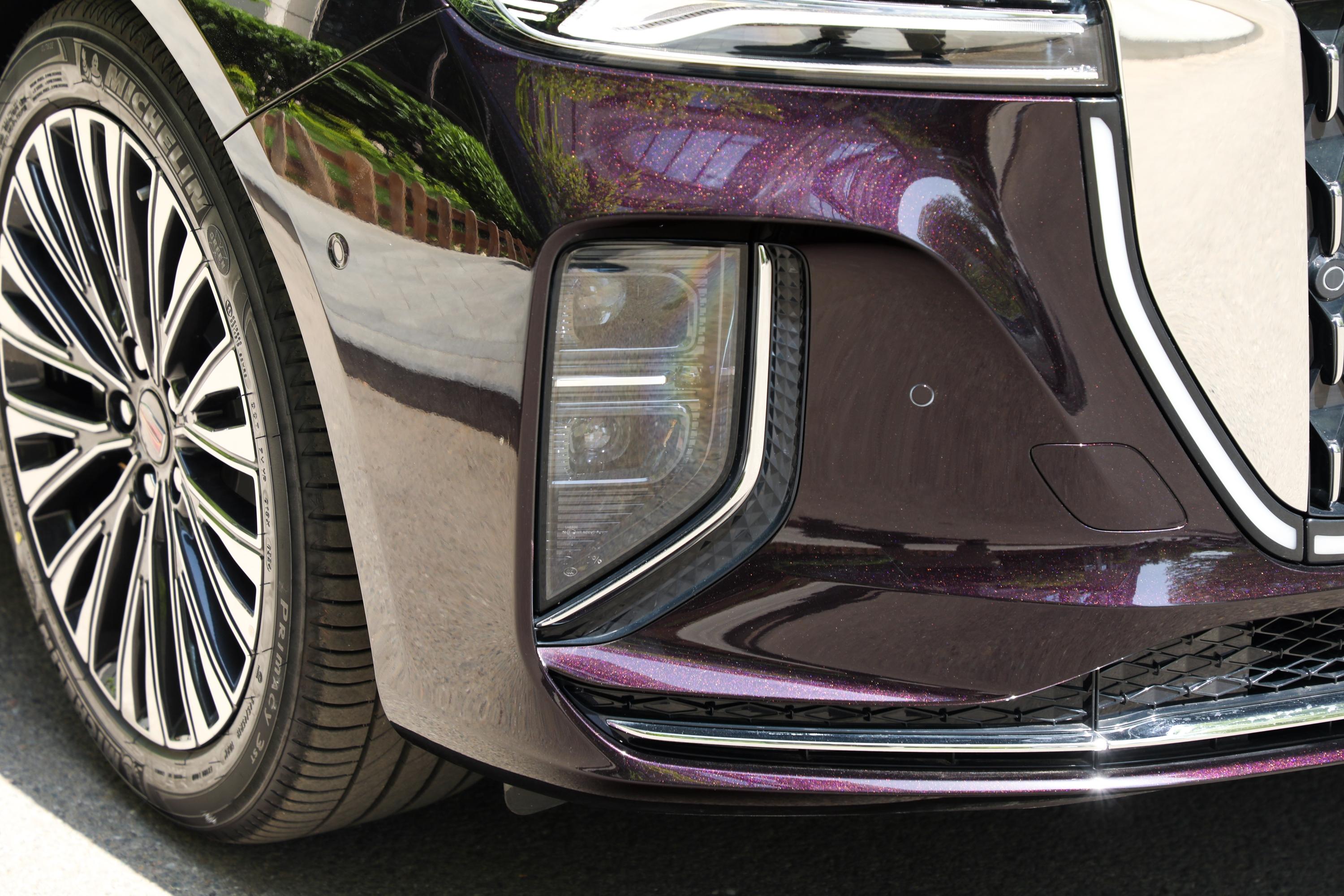 【红旗H93.0T 两驱旗畅豪华商务版 5座大灯侧45度俯拍图片-汽车图片大全】-易车