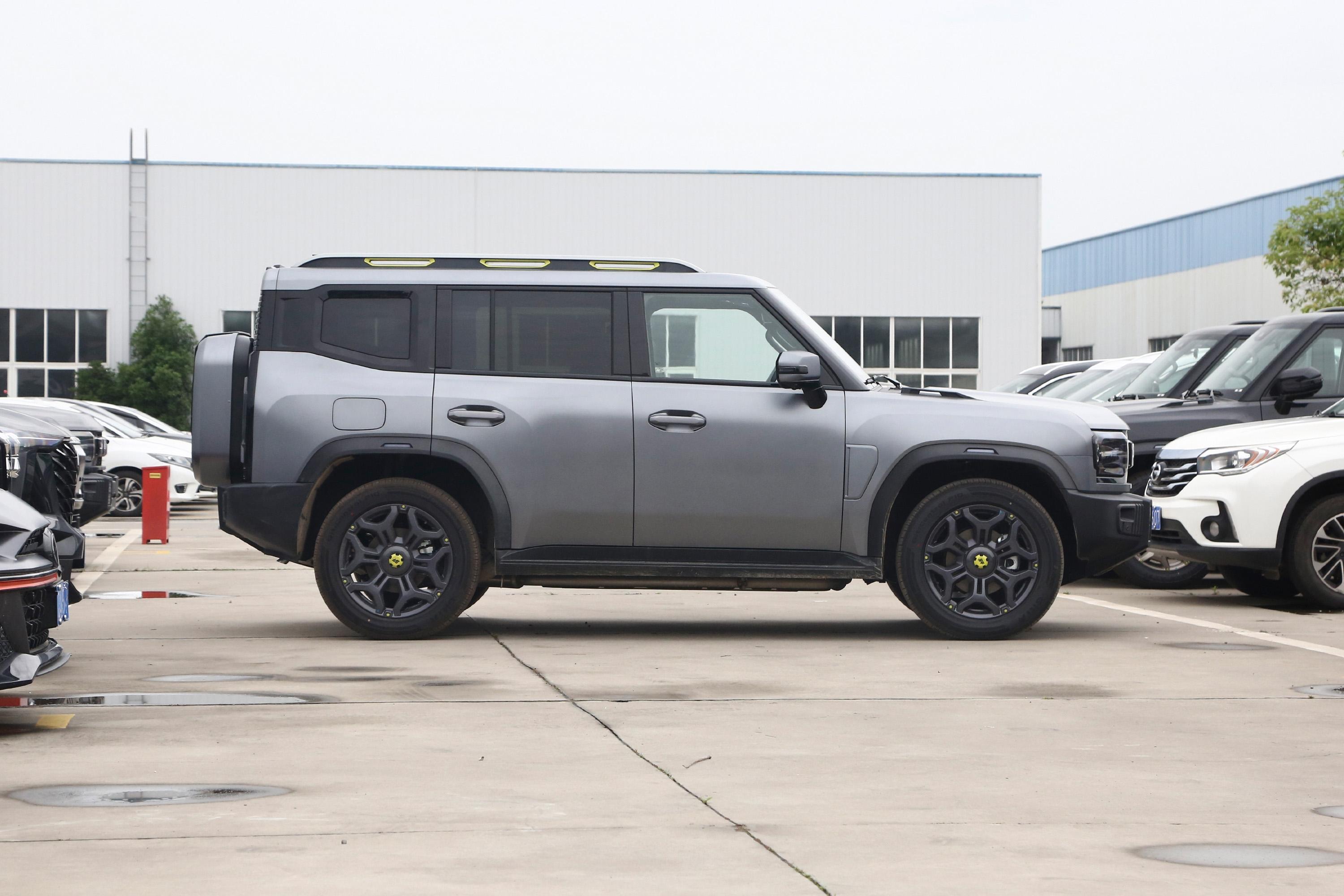 【山海T21.5T 208km 前驱山野版 5座正侧车头向右水平图片-汽车图片大全】-易车