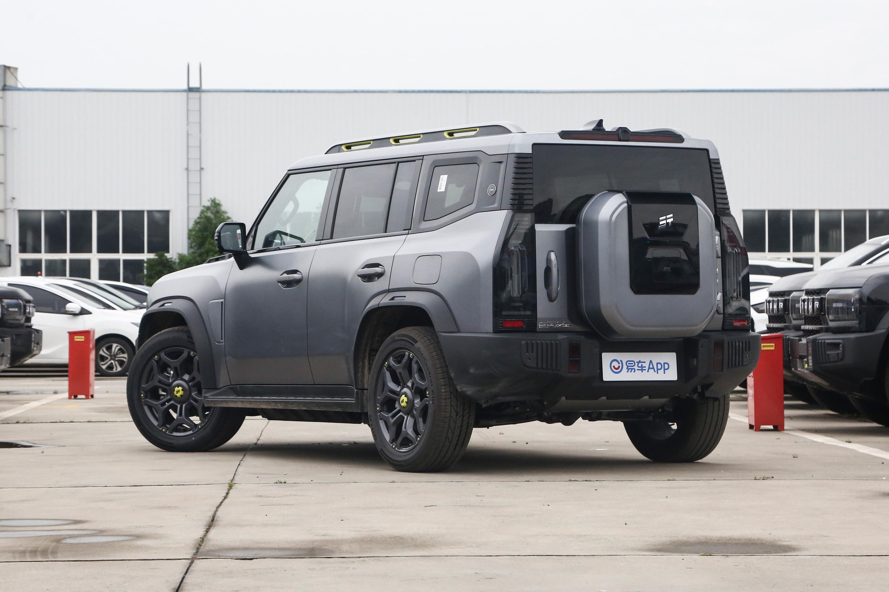 【山海T21.5T 208km 前驱山野版 5座侧后45度车头向左水平图片-汽车图片大全】-易车