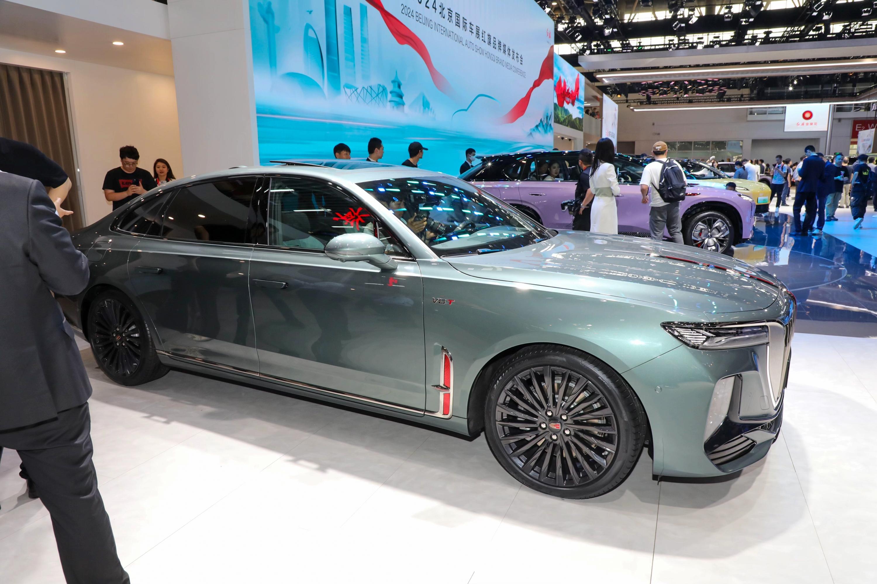 【红旗H93.0T 四驱旗领私享风尚版 4座图片-汽车图片大全】-易车