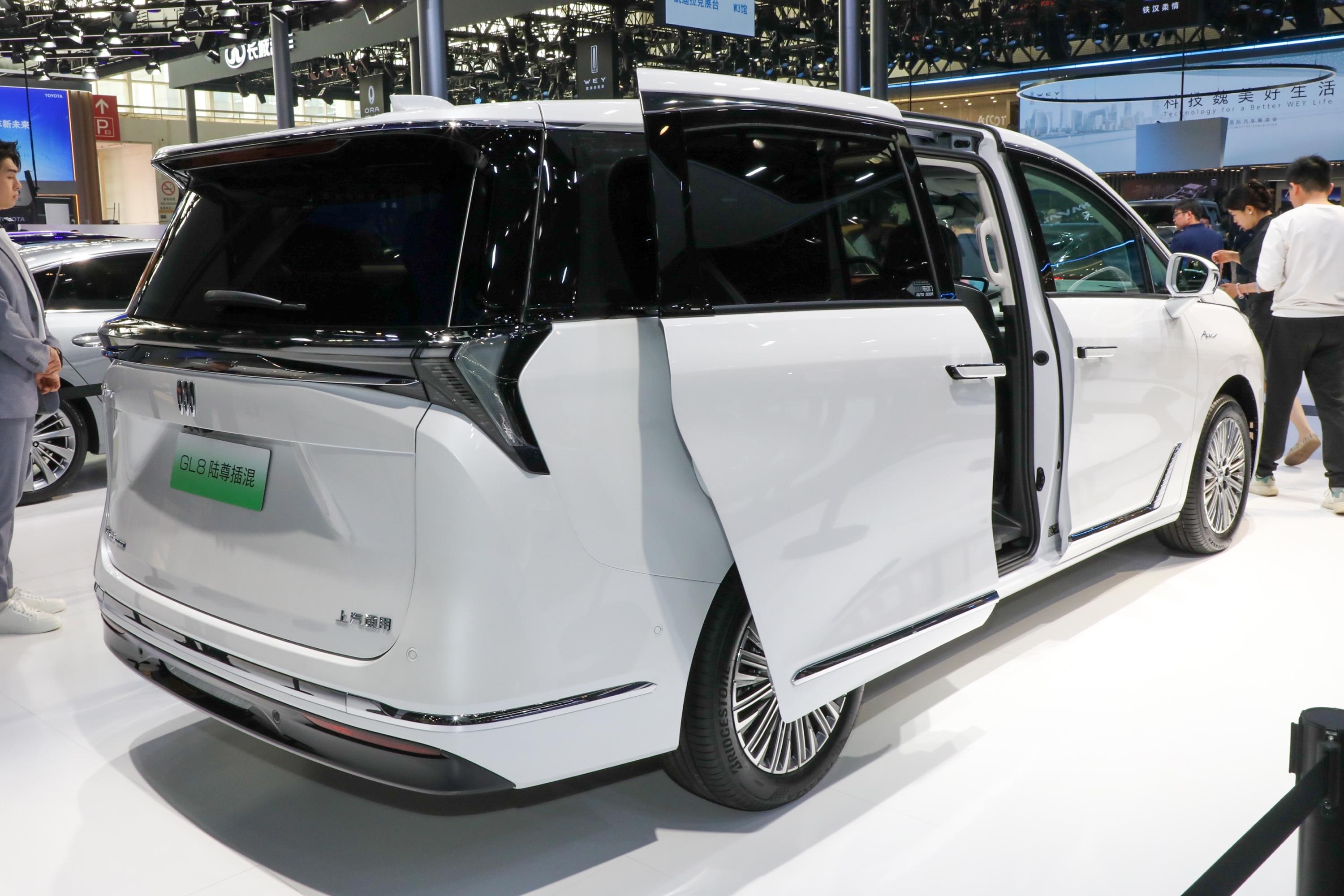 【别克GL8 插电混动陆尊 1.5T 138km 奢享版 6座图片-汽车图片大全】-易车