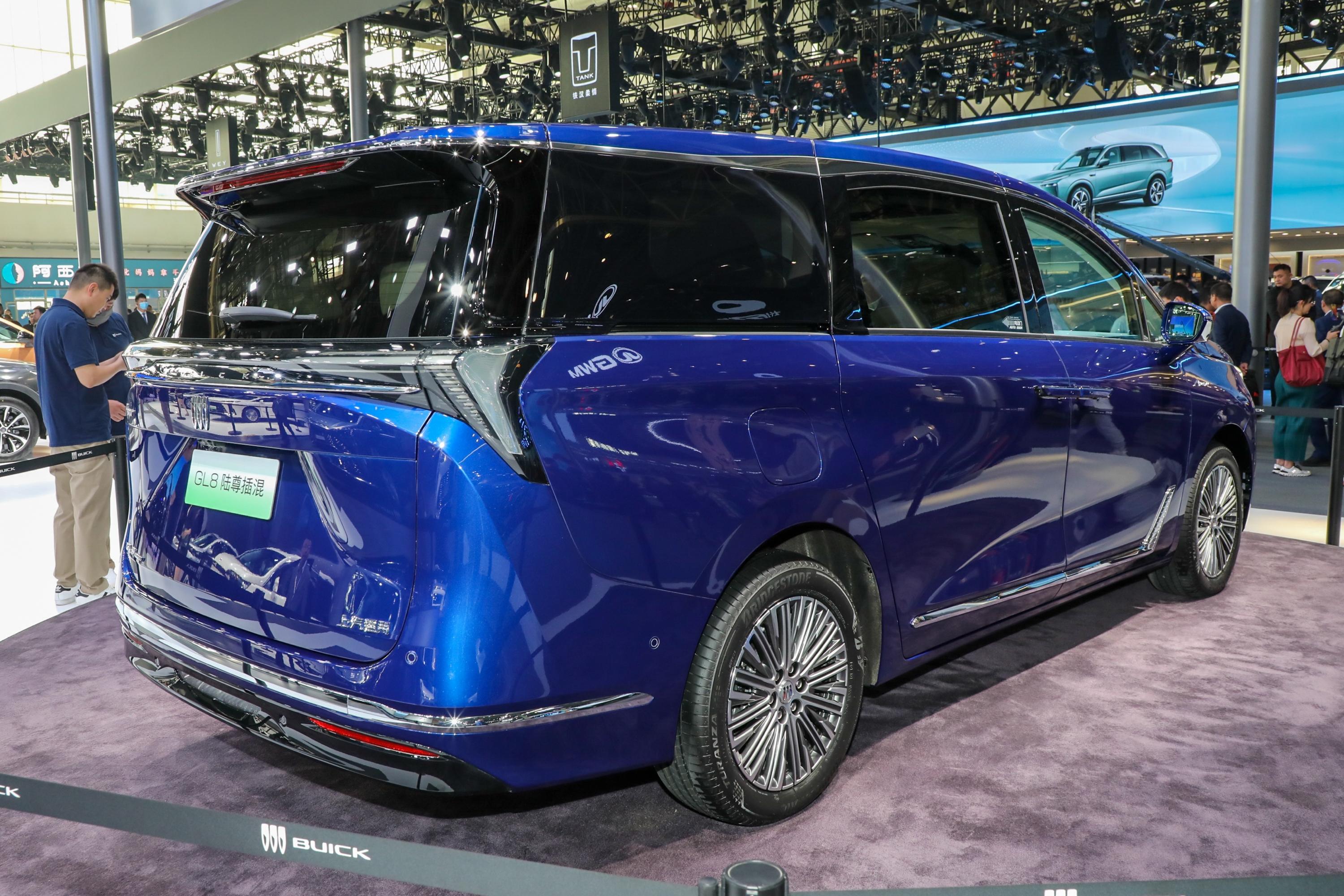 【别克GL8 插电混动陆尊 1.5T 138km 奢享版 6座图片-汽车图片大全】-易车