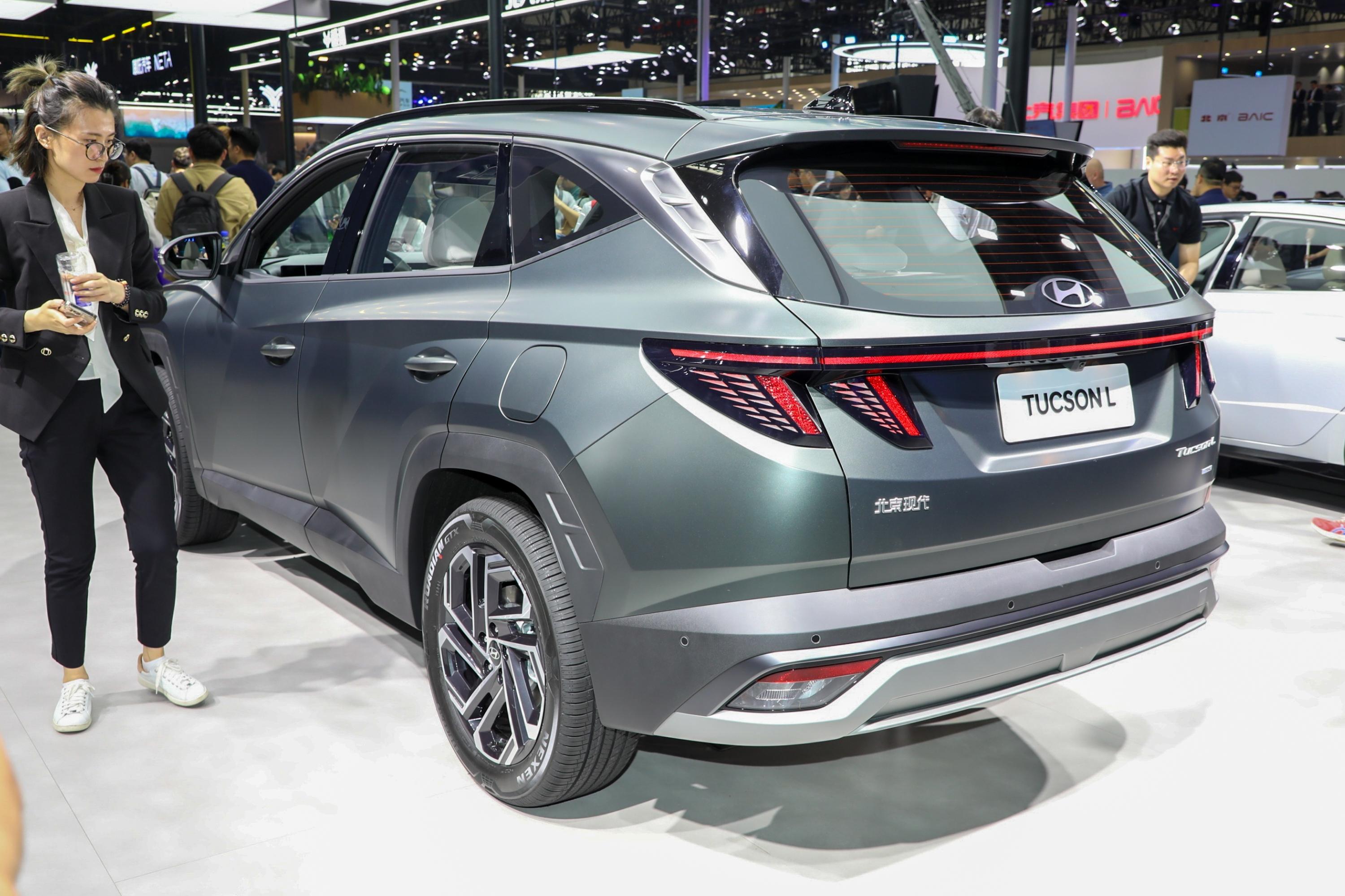 【途胜途胜L 1.5T 四驱顶配版侧后45度车头向左水平图片-汽车图片大全】-易车