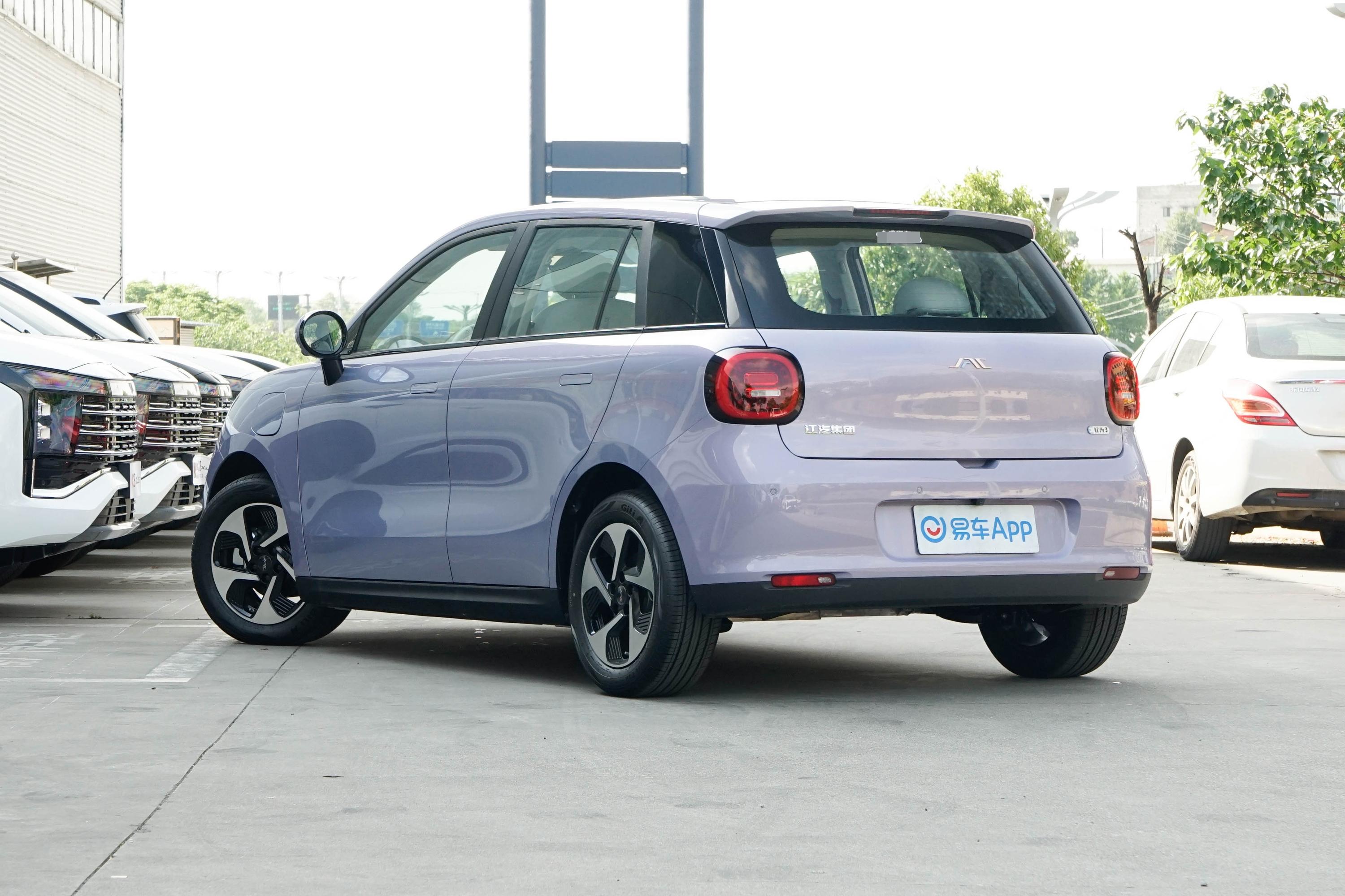 【江淮钇为3挚爱版 505km Air侧后45度车头向左水平图片-汽车图片大全】-易车