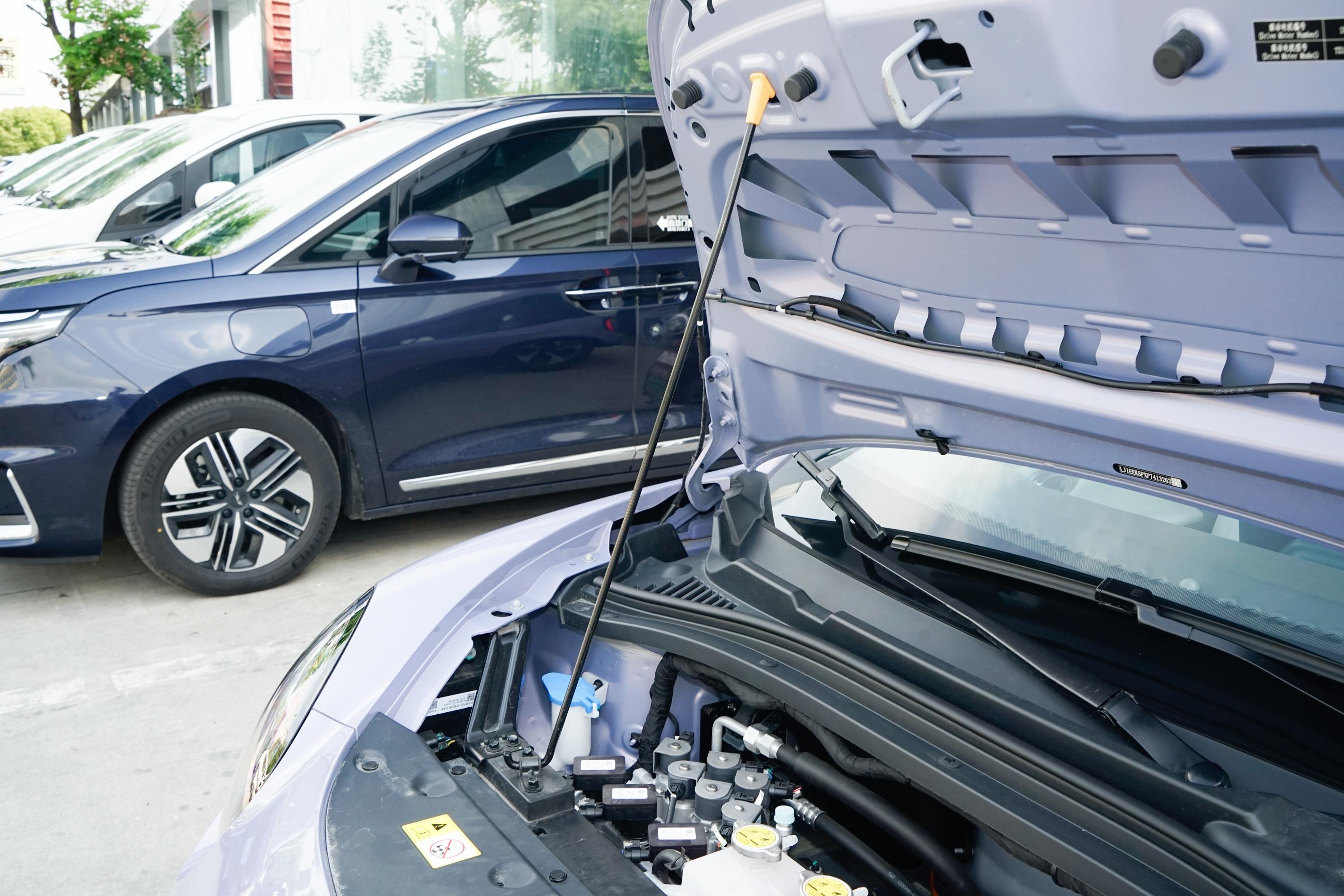 【江淮钇为3挚爱版 505km Air动力底盘图片-汽车图片大全】-易车