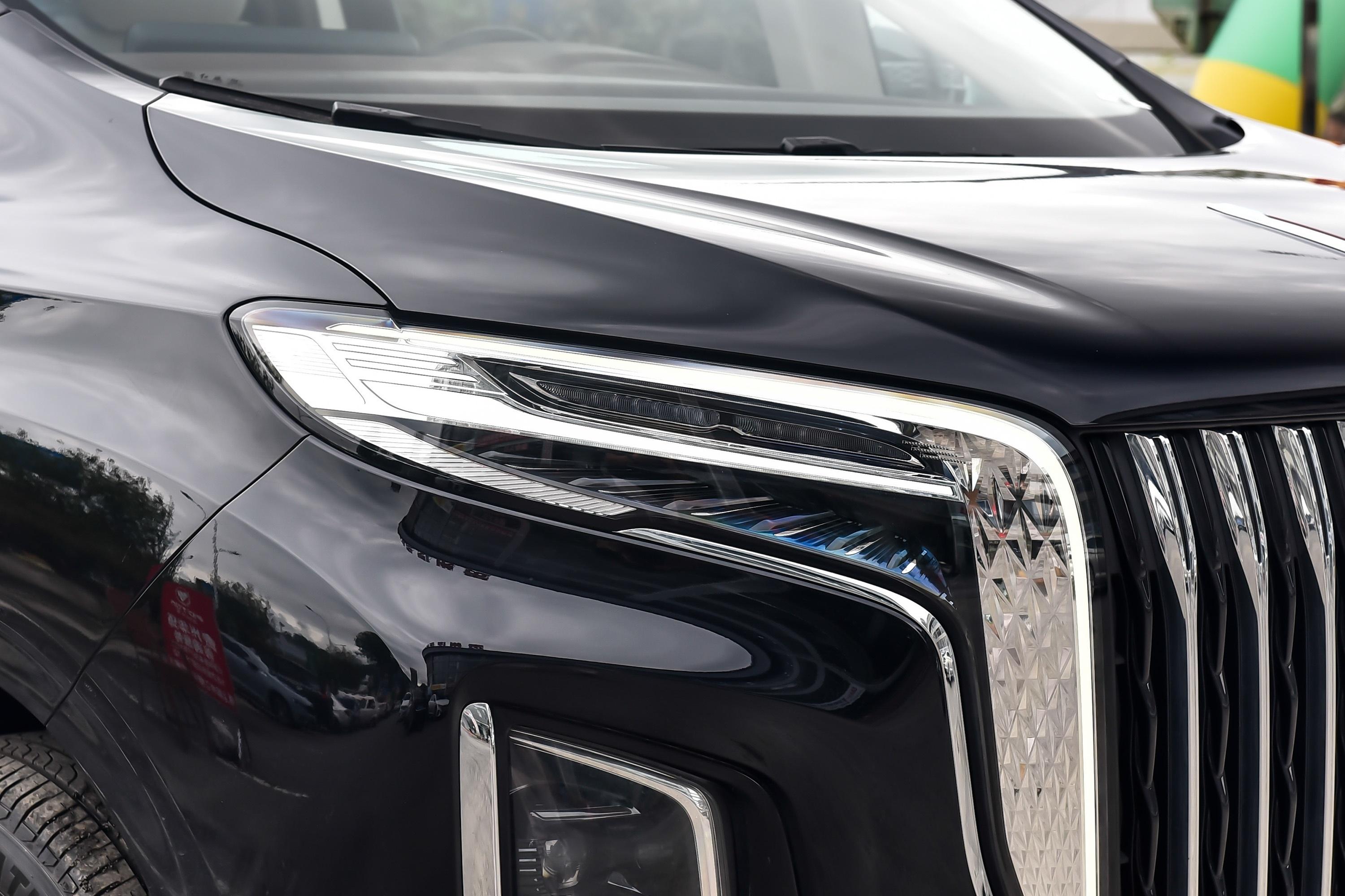 【红旗HQ92.0T 公务版外观灯组图片-汽车图片大全】-易车