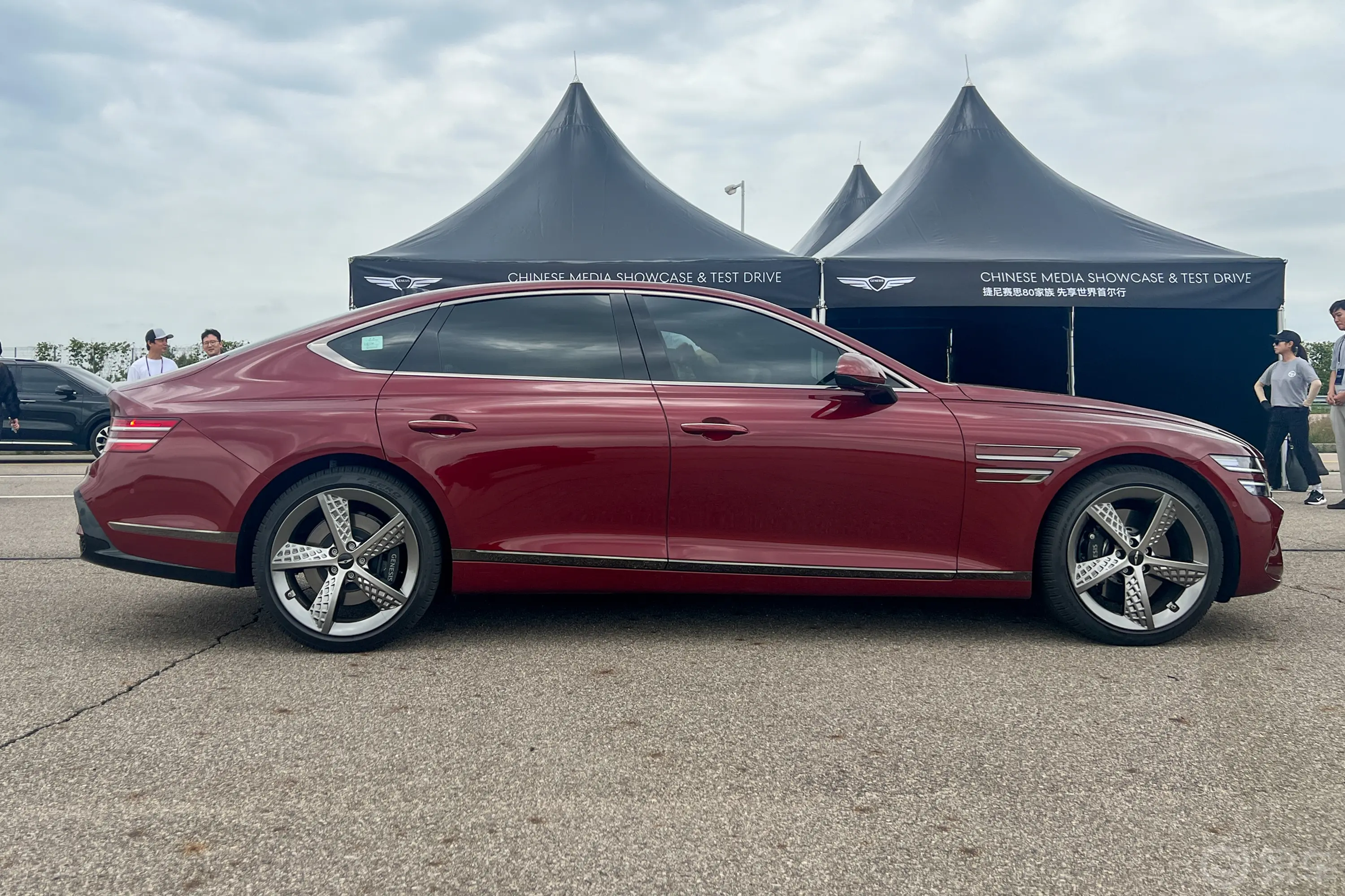 【捷尼赛思G802.5T 四驱旗舰版外观图片-汽车图片大全】-易车