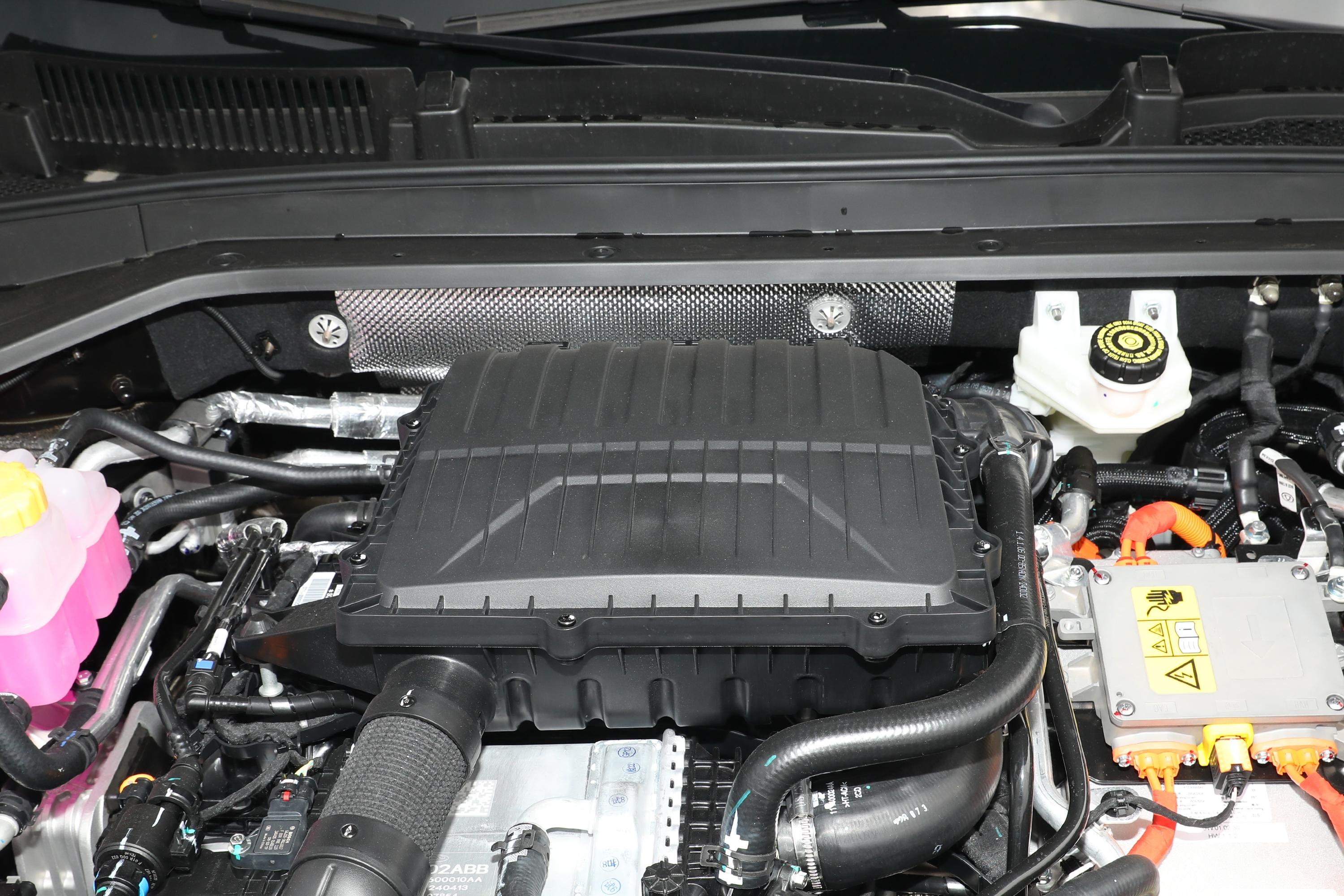 【风云T91.5T 120km 前驱长续航版标准型 三元锂 5座发动机特写图片-汽车图片大全】-易车