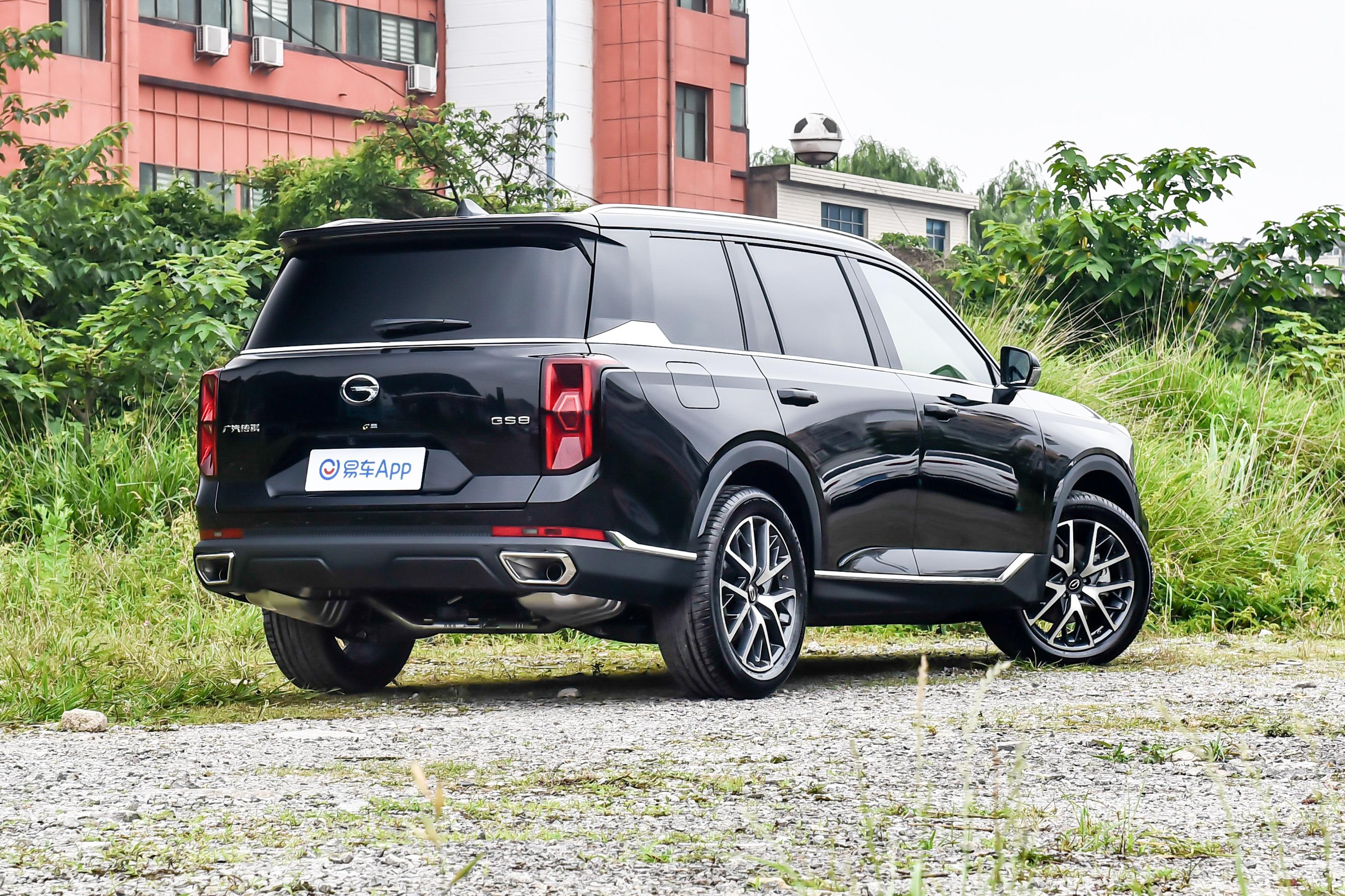 【传祺GS8领航系列 2.0T 两驱豪华版 5座侧后45度车头向右水平图片-汽车图片大全】-易车
