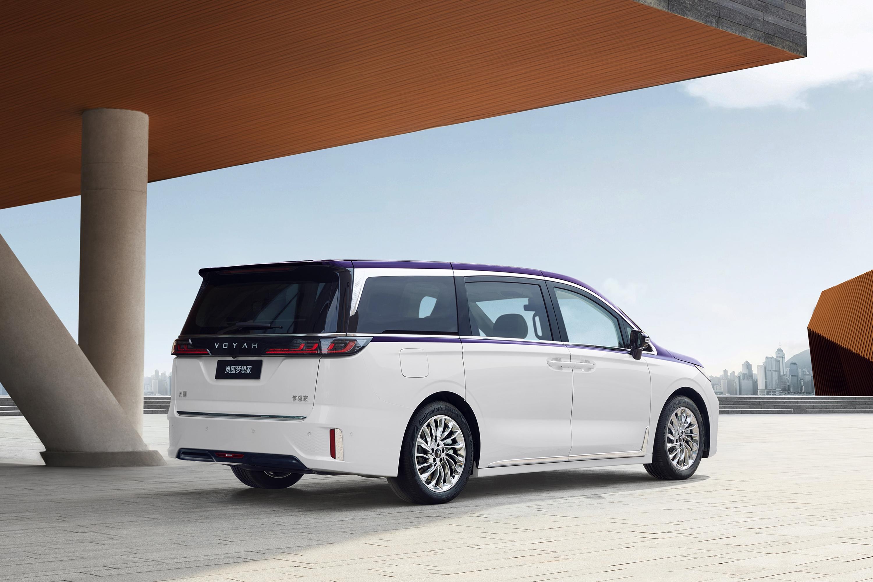 【岚图梦想家插电混动 1.5T 230km 私人定制版 4座图片-汽车图片大全】-易车