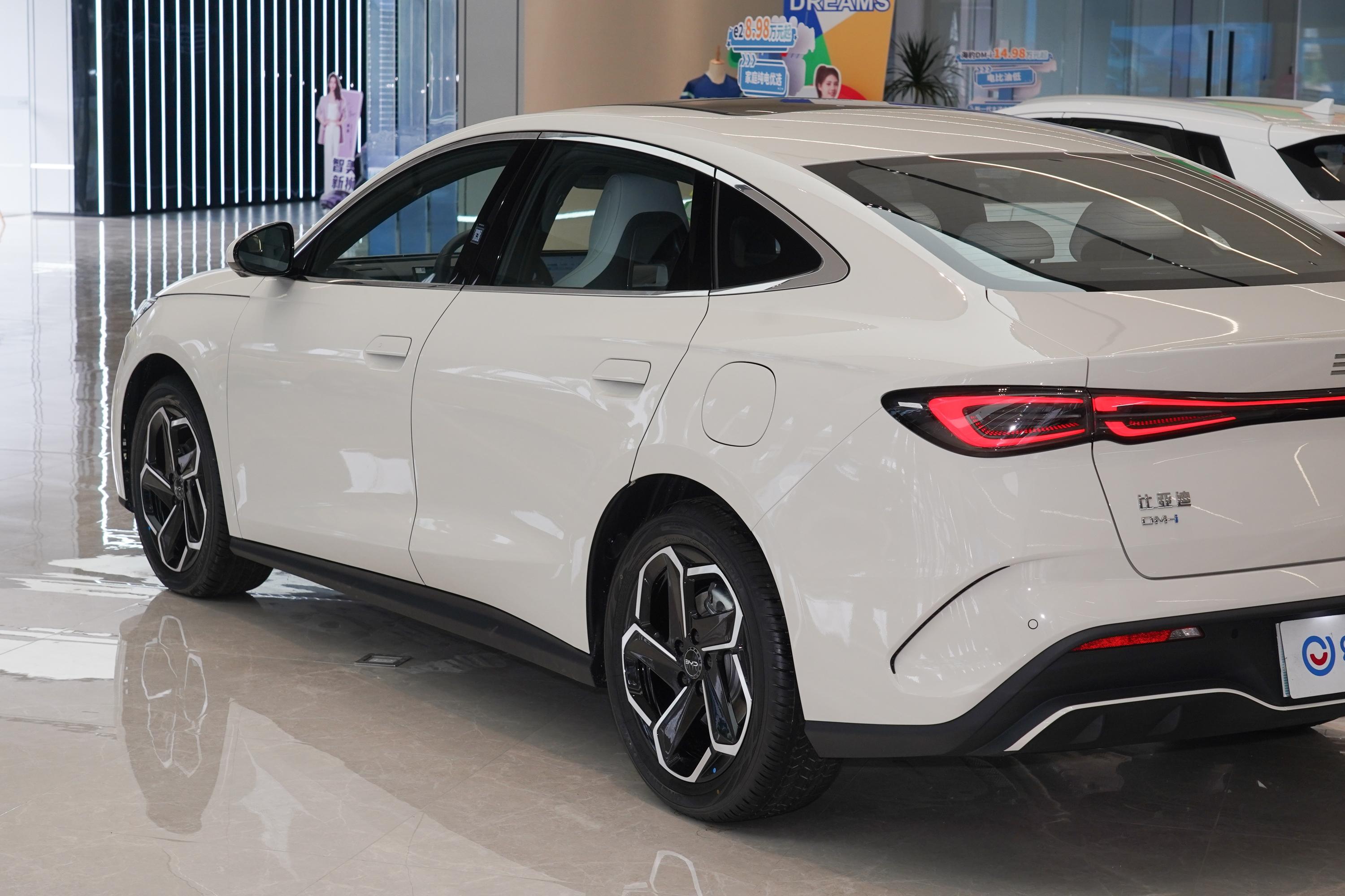 【海豹06DM-i1.5L 120km 旗舰型外观细节图片-汽车图片大全】-易车