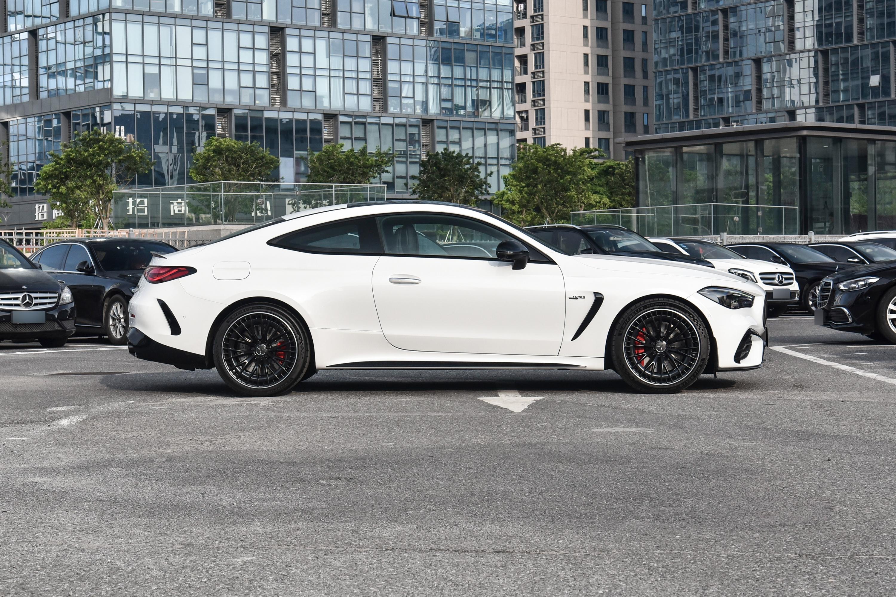 【奔驰CLE AMGAMG CLE 53 4MATIC+ Coupe正侧车头向右水平图片-汽车图片大全】-易车