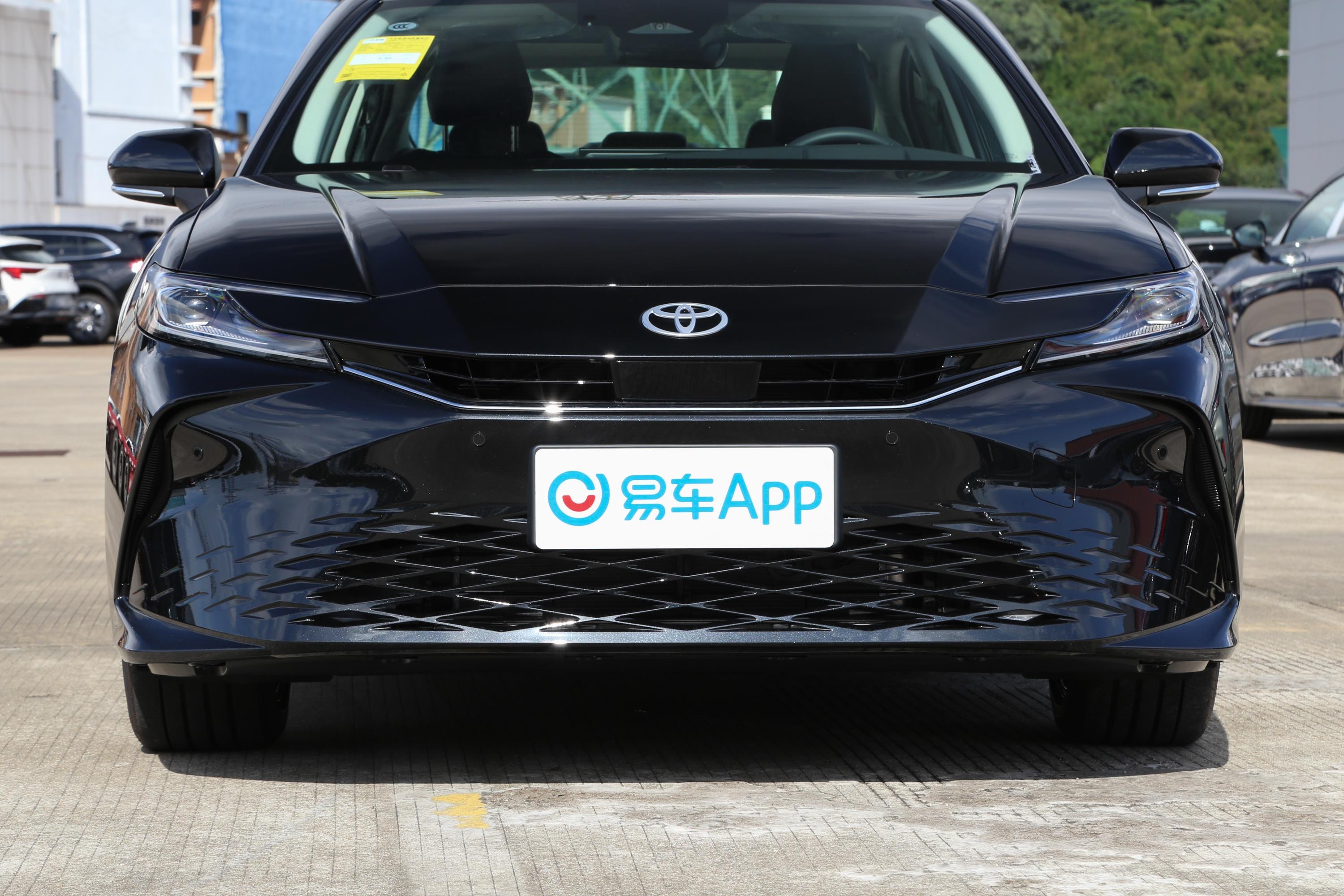 【凯美瑞双擎 2.5HG 尊贵版外观细节图片-汽车图片大全】-易车