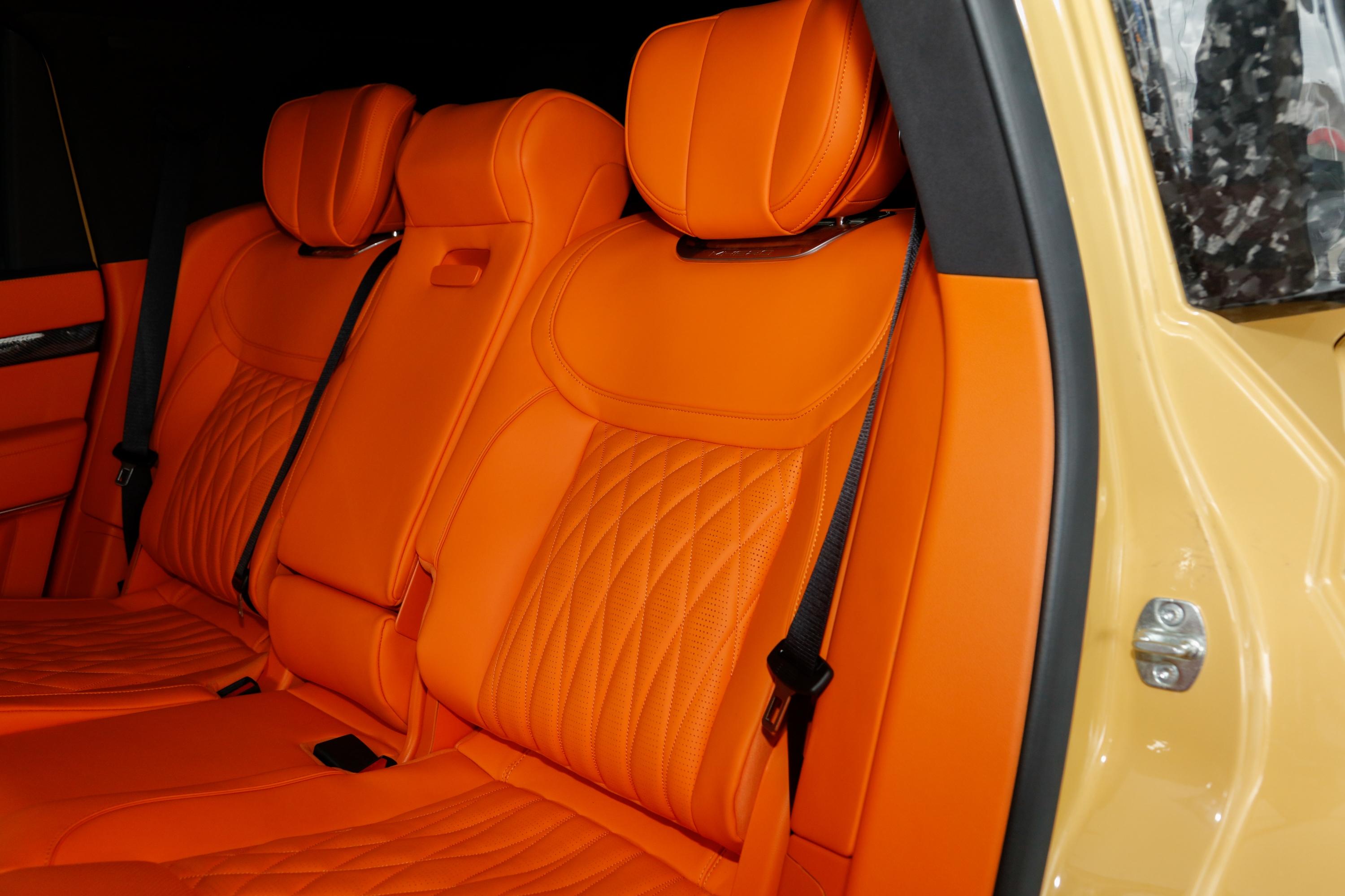 【猛士917增程版 161km 蛟龙战甲后排空间图片-汽车图片大全】-易车