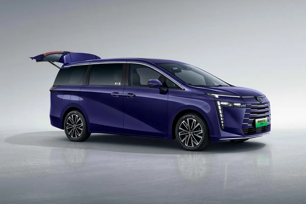 【传祺E8荣耀系列 2.0L 荣耀版外观图片-汽车图片大全】-易车