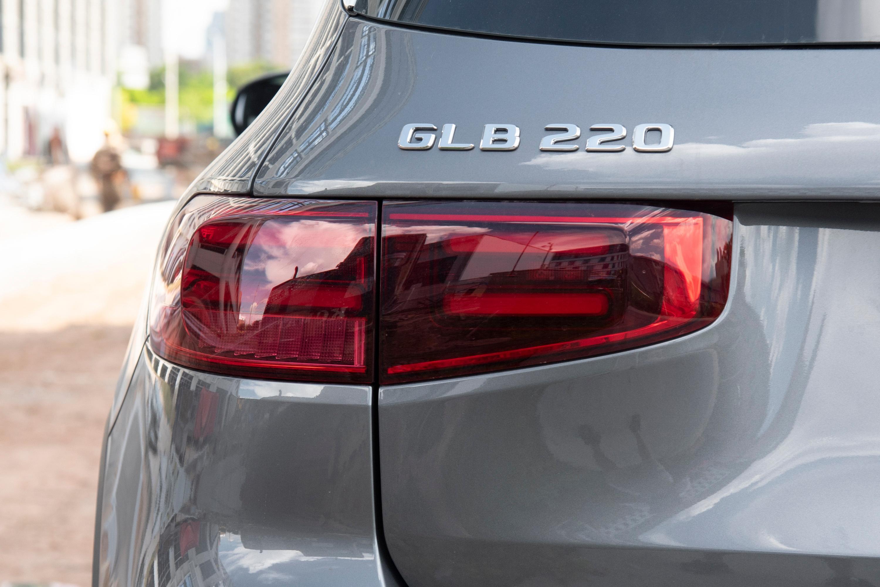 【奔驰GLBGLB 220 动感型 5座外观灯组图片-汽车图片大全】-易车