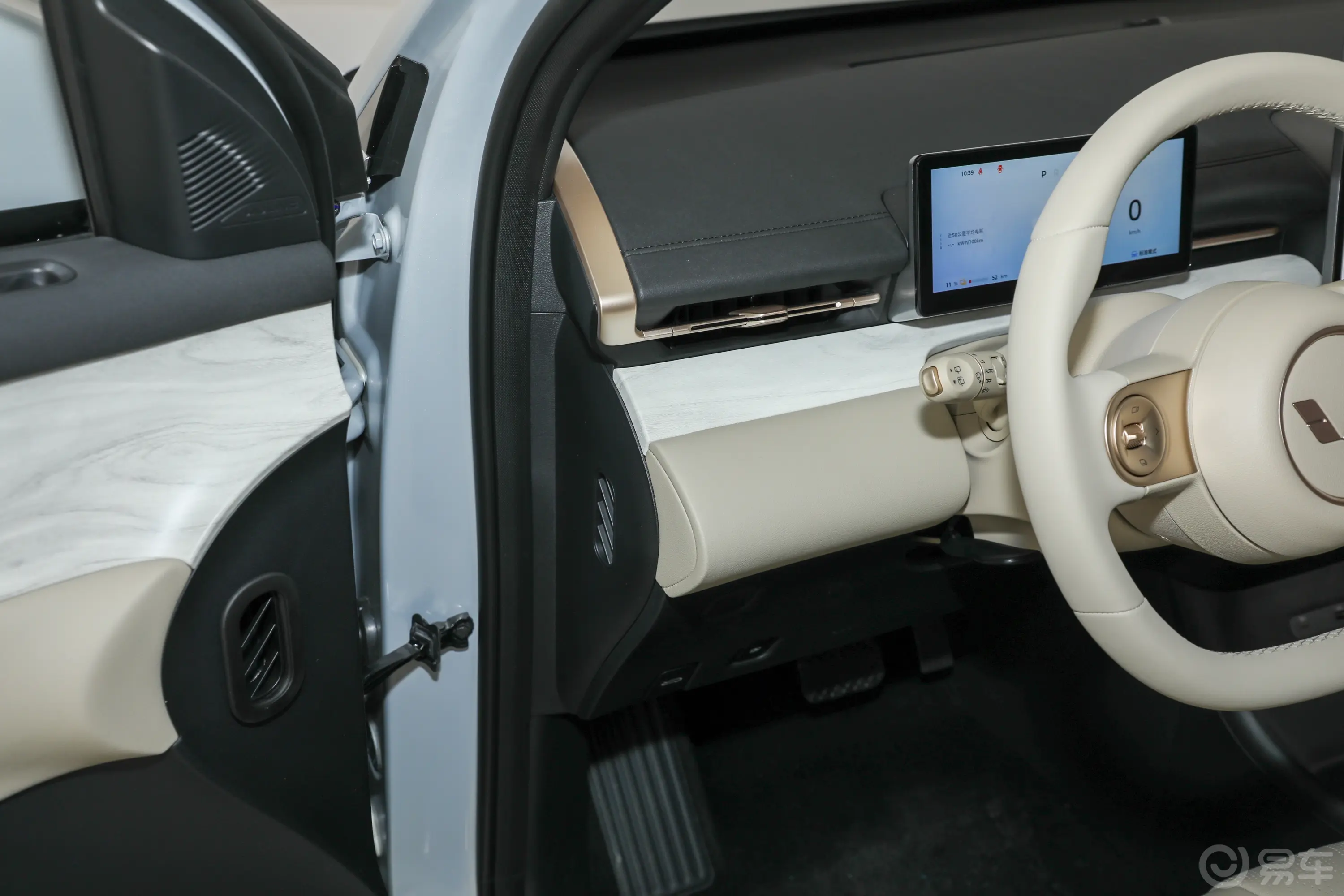 【五菱星光S纯电动 510km 旗舰型主驾驶位图片-汽车图片大全】-易车