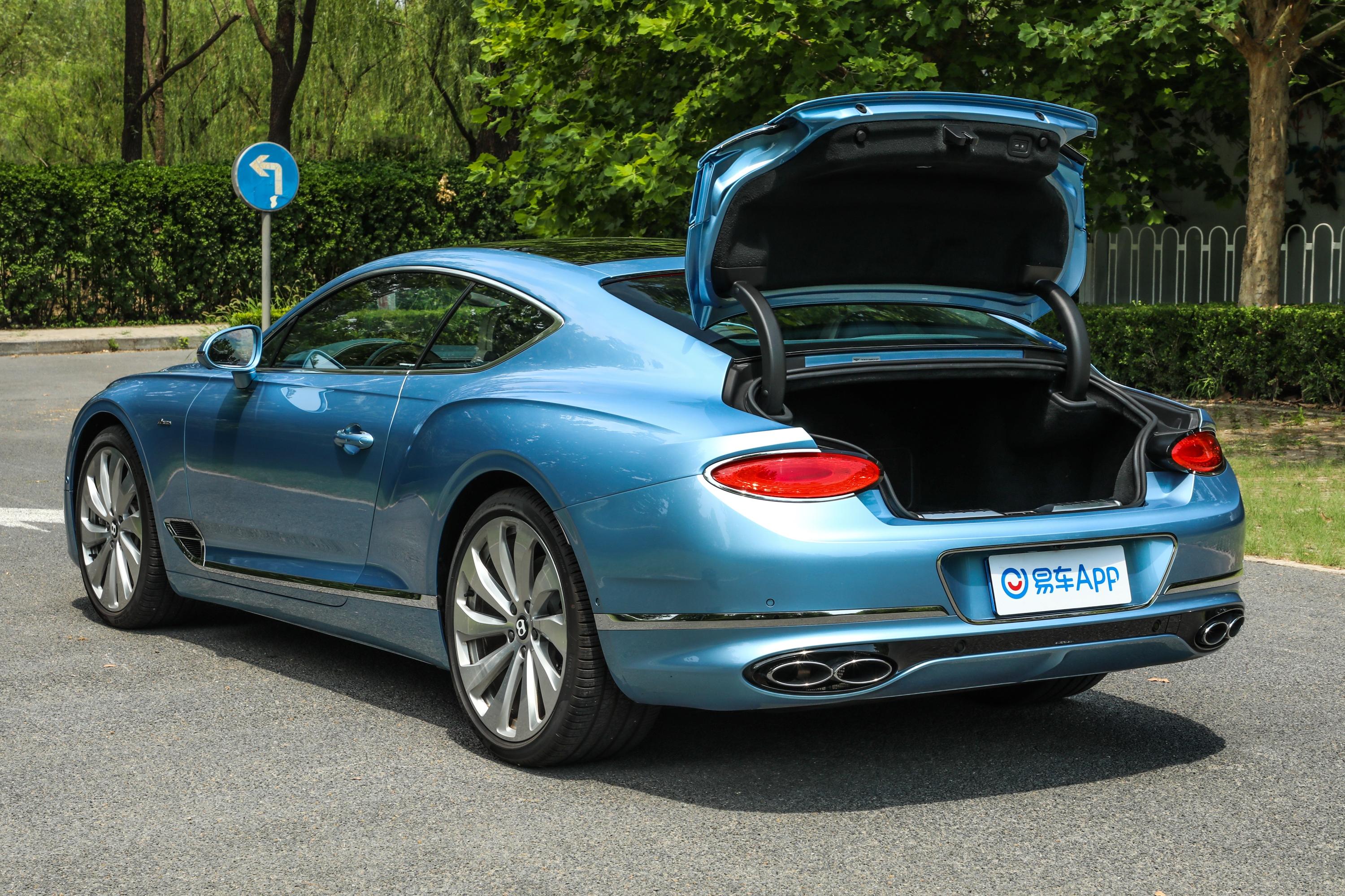 【欧陆4.0T GT V8 雅度版后备厢开启45度侧拍图片-汽车图片大全】-易车