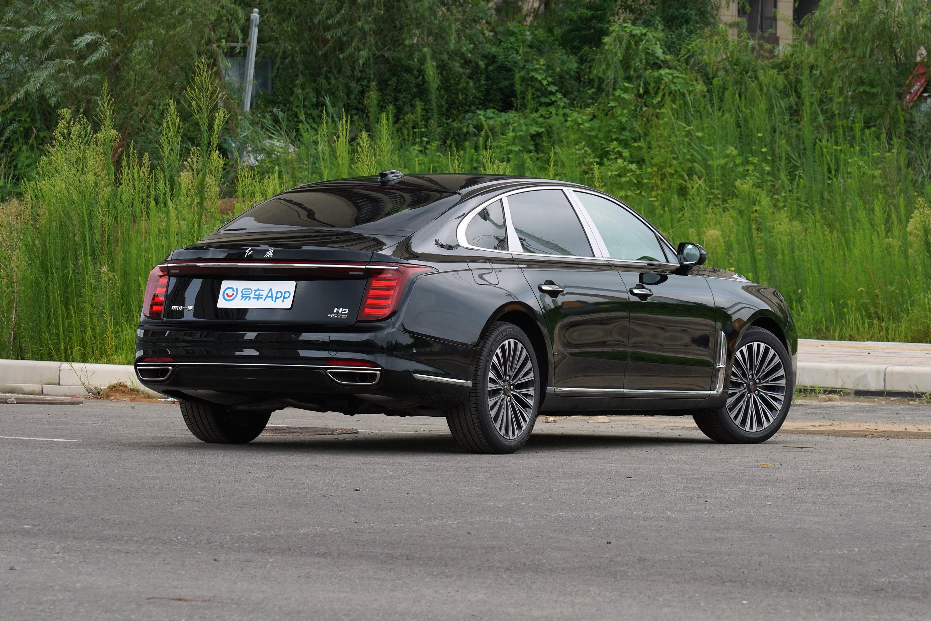 【红旗H92.0T 两驱旗畅豪华商务版 5座侧后45度车头向右水平图片-汽车图片大全】-易车