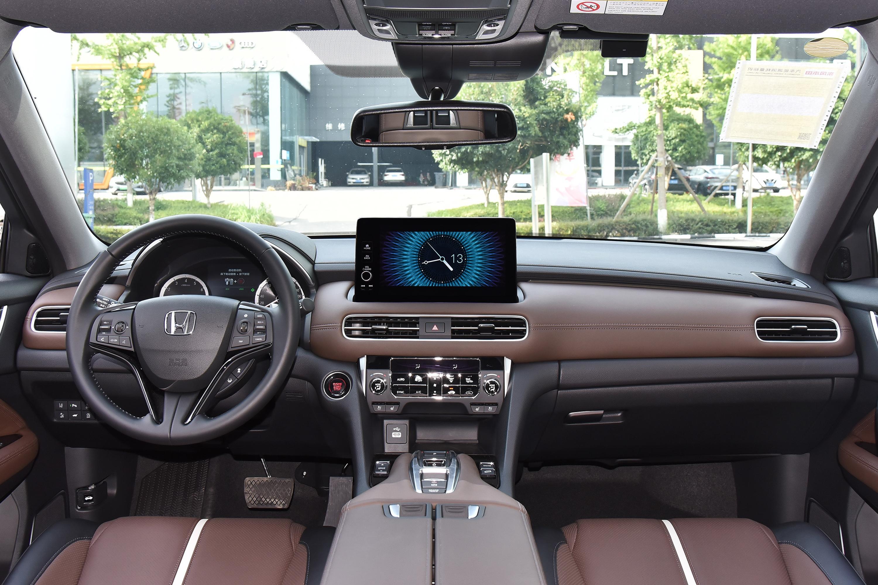 【本田UR-V370TURBO 四驱尊享版内饰全景正拍图片-汽车图片大全】-易车