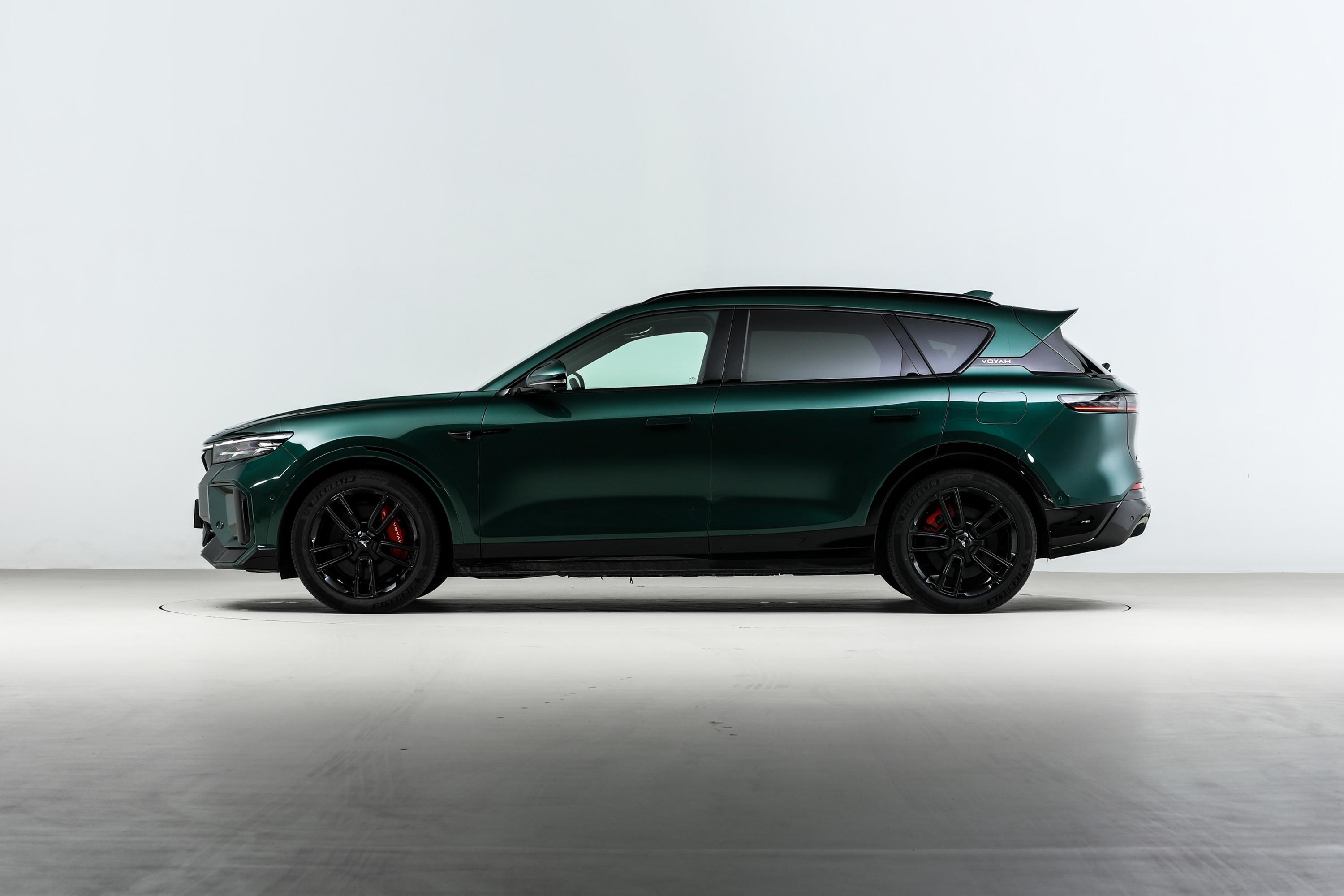 【岚图FREE318 259km 四驱探索版正侧车头向左水平图片-汽车图片大全】-易车