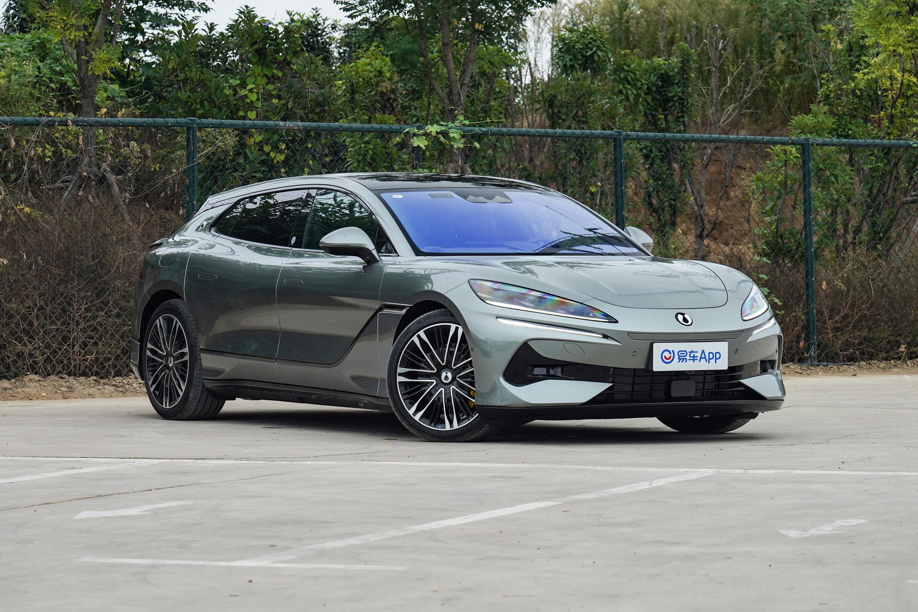 【腾势Z9GTDM 2.0T 201km 1100 Ultra版侧前45度车头向右水平图片-汽车图片大全】-易车