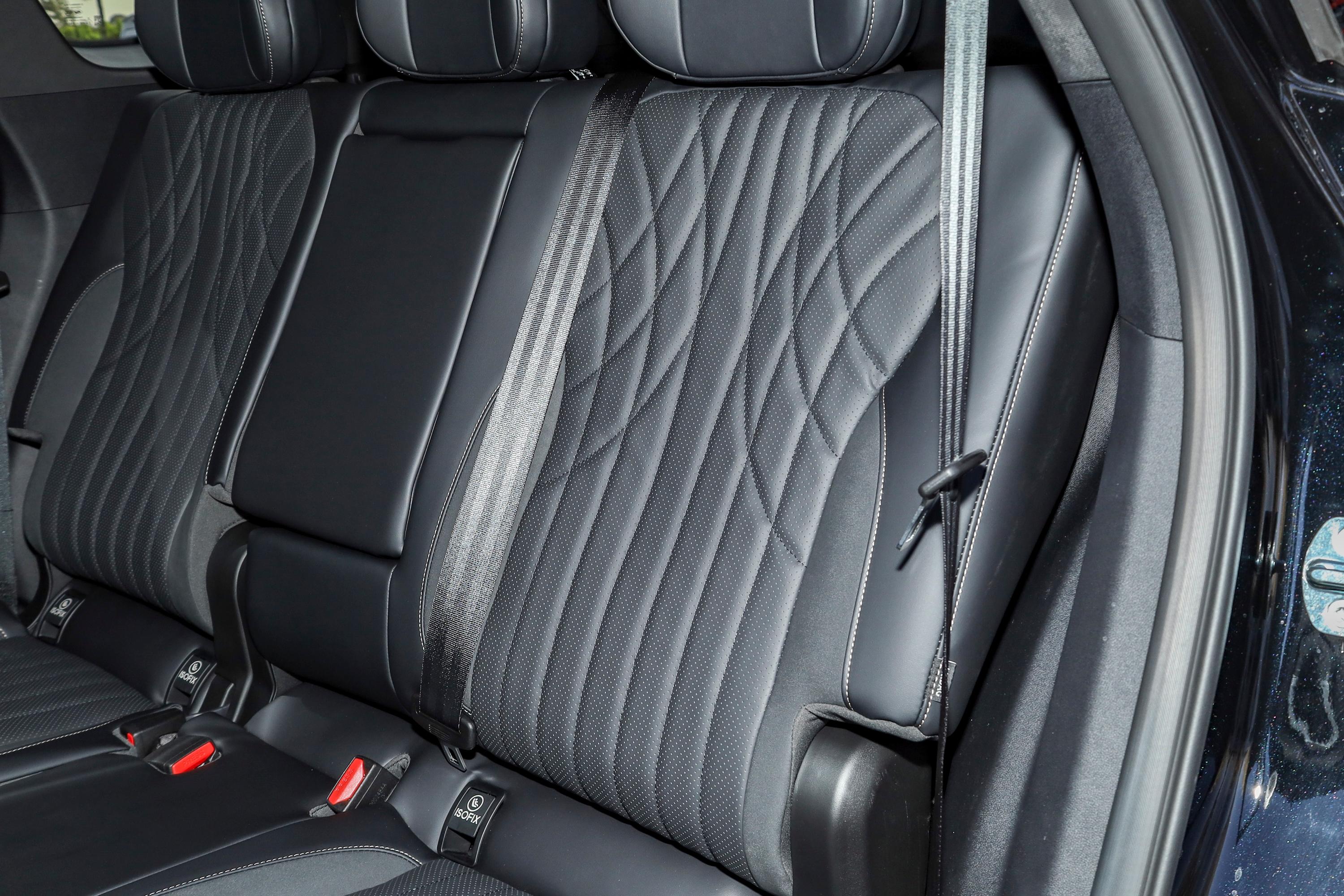 【瑞虎92.0T 自动四驱旗舰版 5座后排空间图片-汽车图片大全】-易车