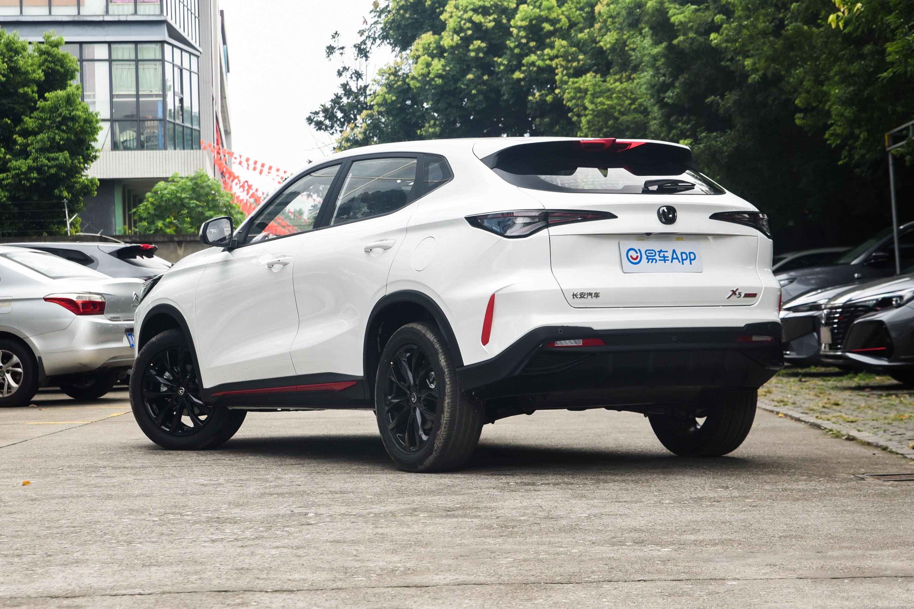 【长安X5 PLUS1.5T 先锋型侧后45度车头向左水平图片-汽车图片大全】-易车