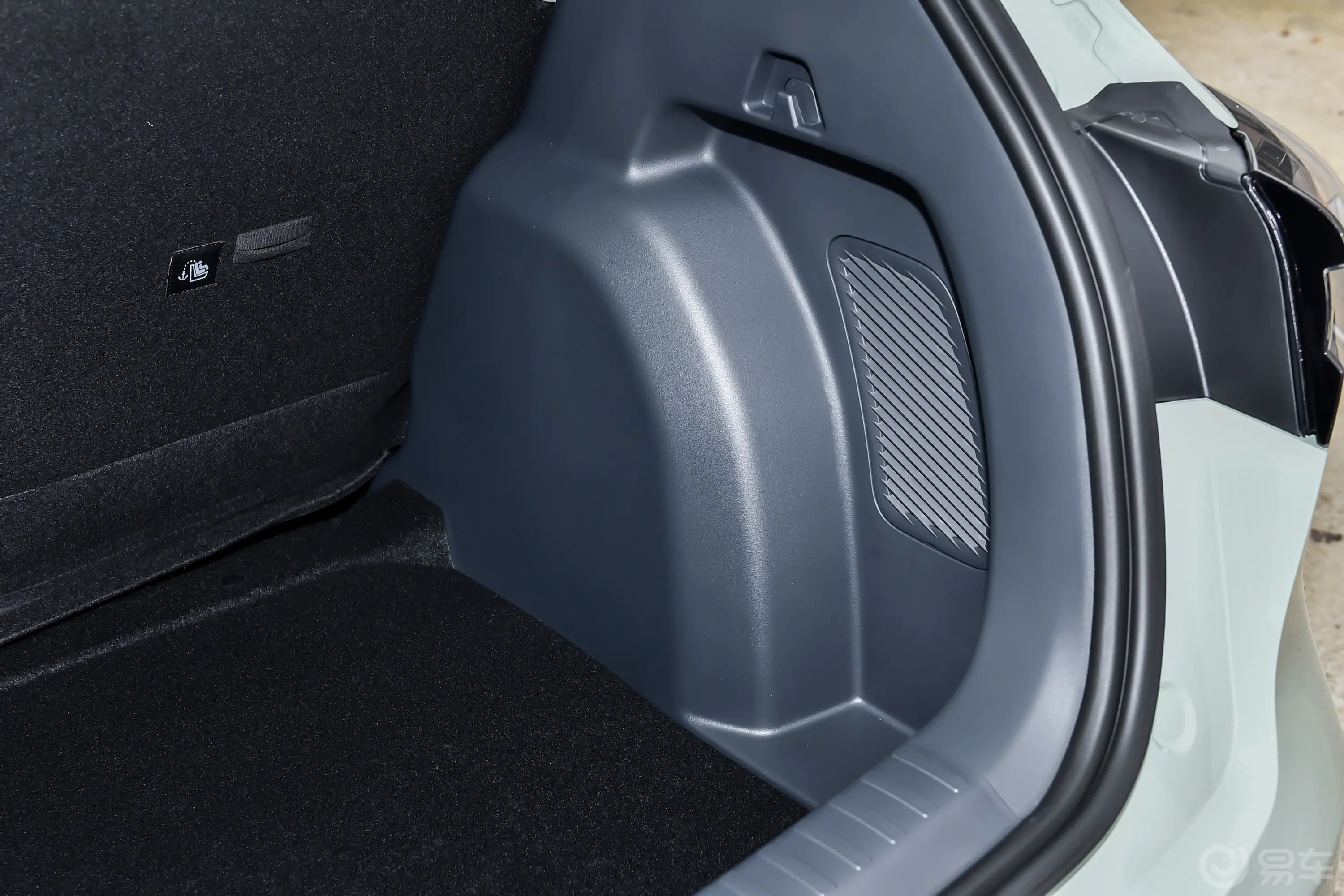 【星愿310km 梦想版后备厢图片-汽车图片大全】-易车