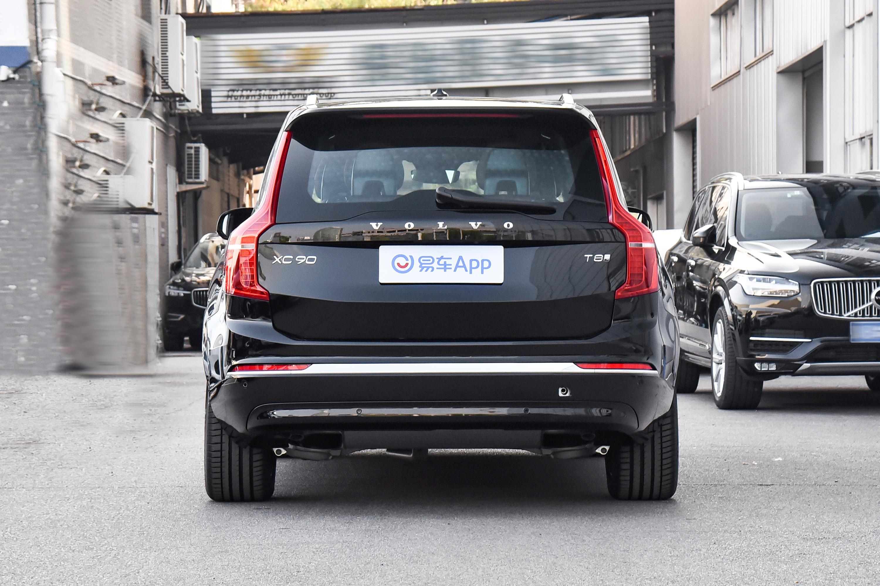 【沃尔沃XC90 插电混动2.0T 62km 长续航智尊豪华版正后水平图片-汽车图片大全】-易车